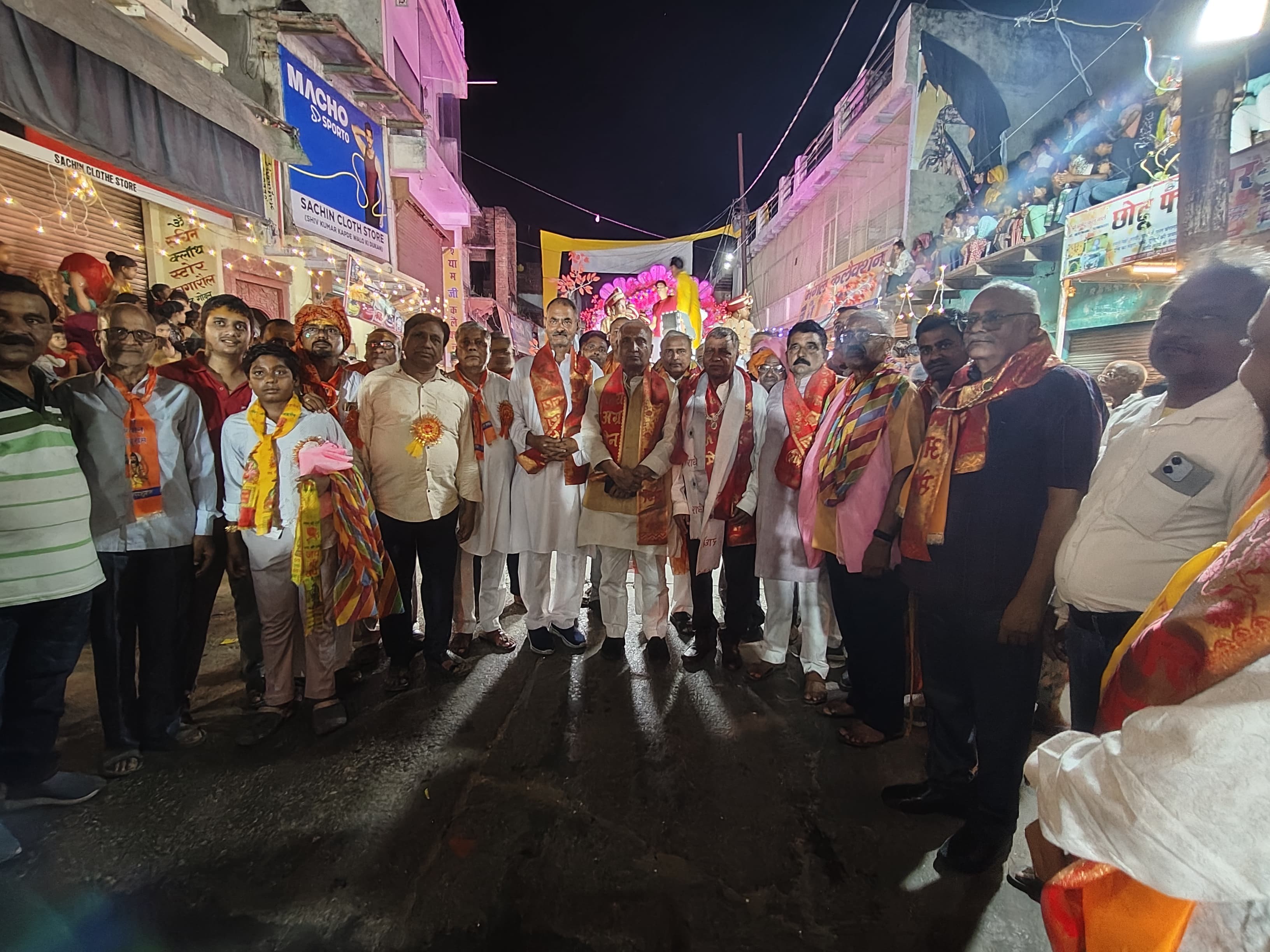 A procession was taken out on the occasion of Agrasen Jayanti in ...