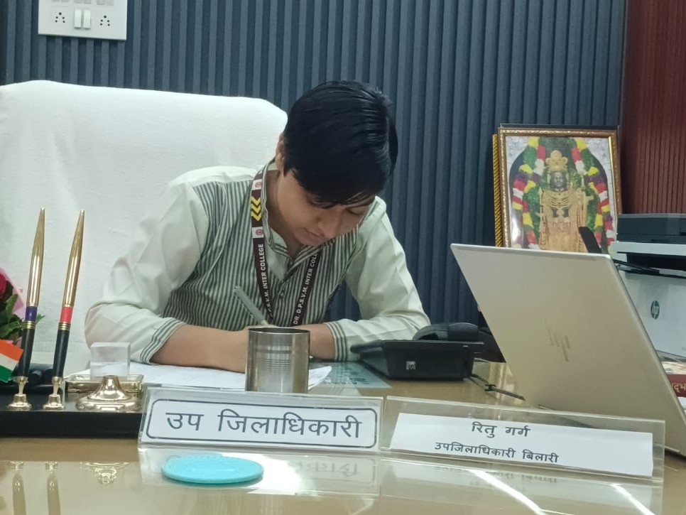 Bilari's high school topper became SDM for a day.