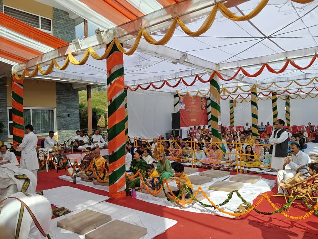 Navratri festival begins at Kailash Ashram in Dharamshala| Himachal News| Kangra News | धर्मशाला ...