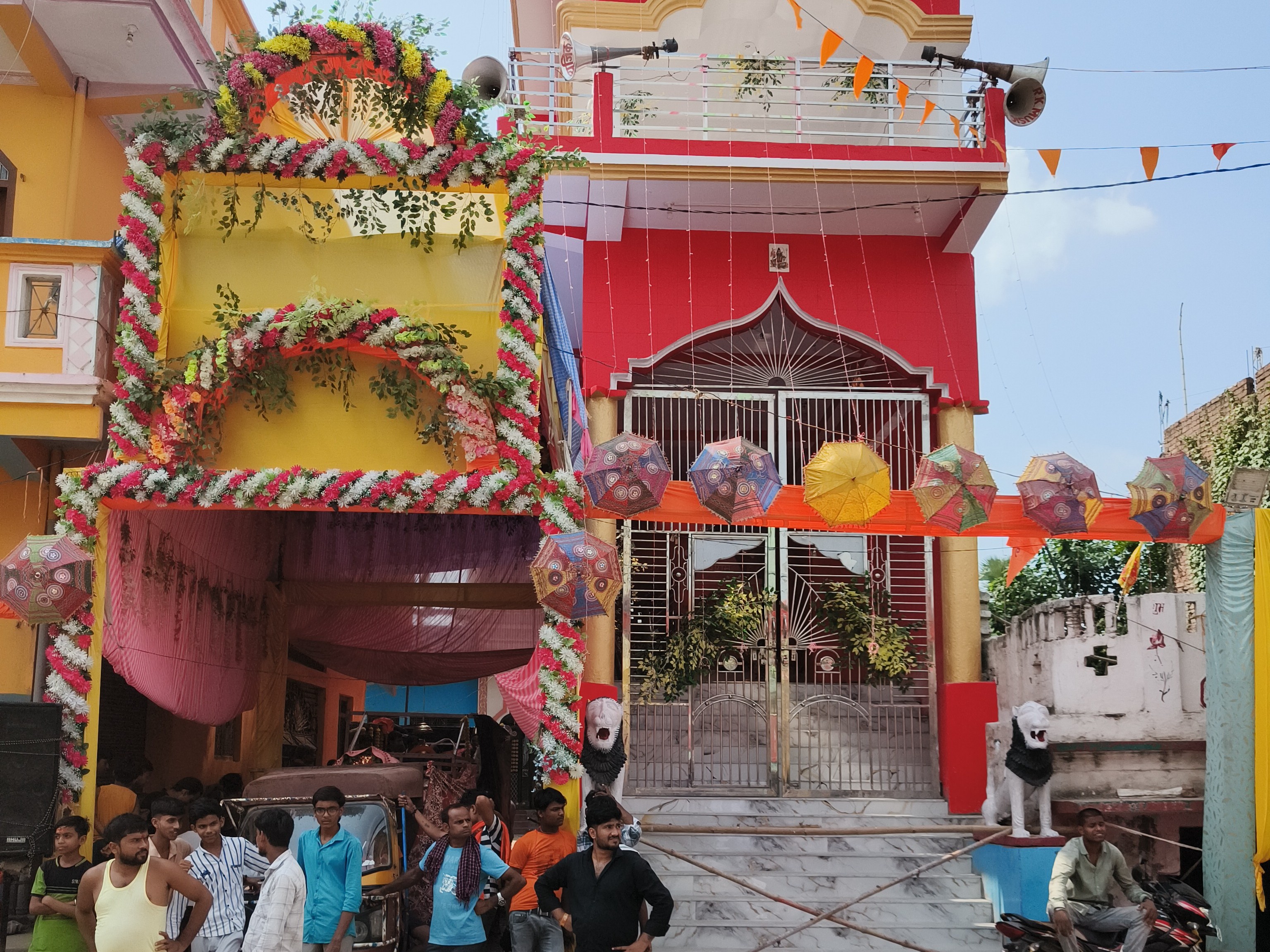 Establishment of Durga and Panchmukhi Hanuman in the city of Brahmand