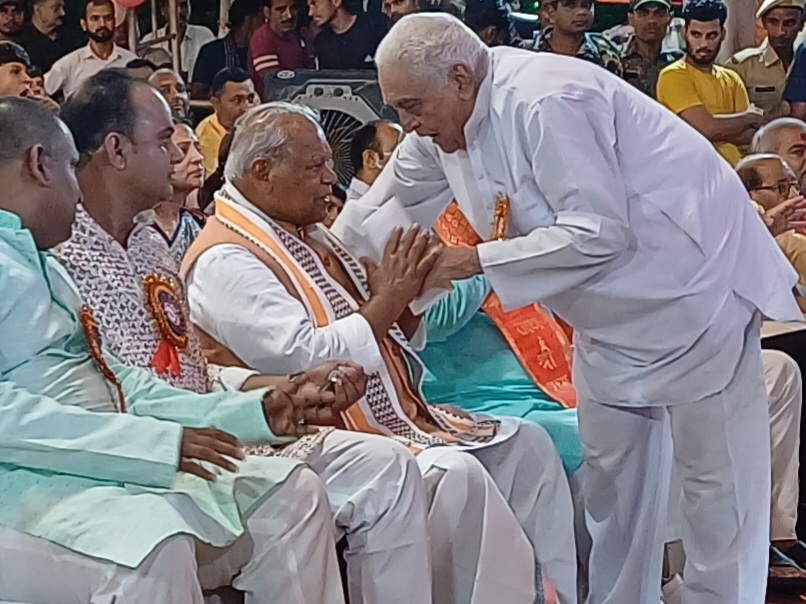 Manjhi says ‘I Love Mohammad’ spreads communal stench: Union Minister ...