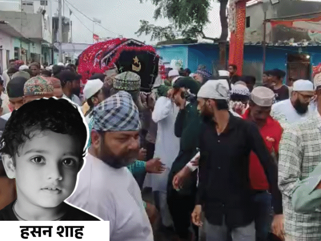Garba Pandal's welcome gate was electrocuted