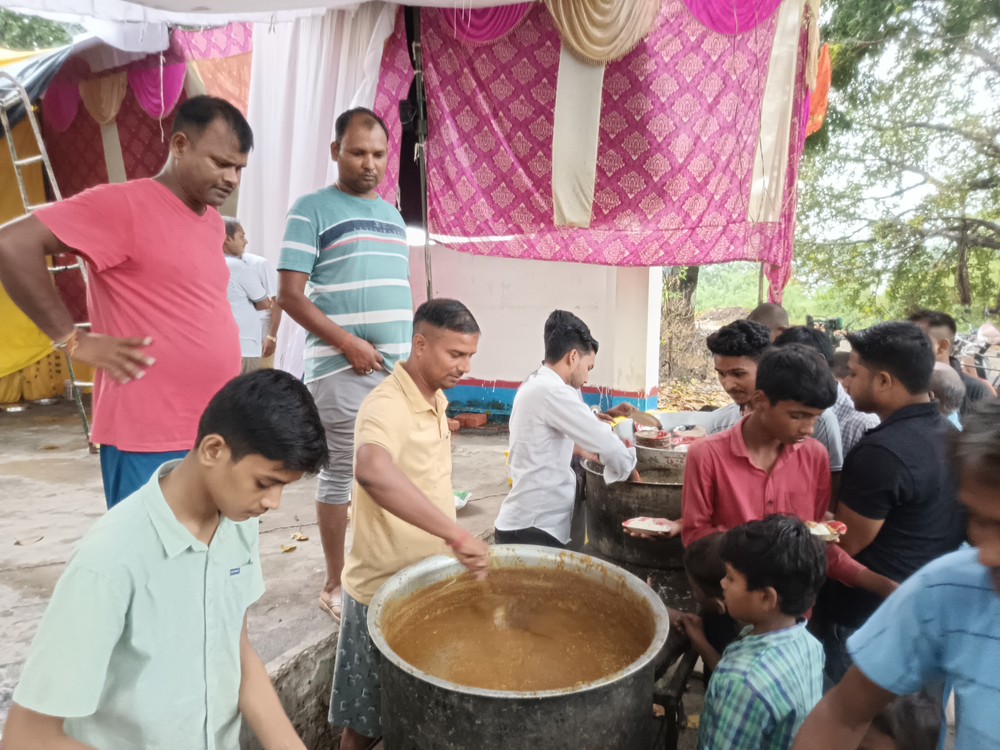 Kanya Pujan at Baba Vishwadev Temple in Bara Sagar | बारा सगवर के बाबा ...