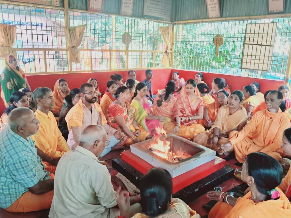 Navratri havan-worship at Gayatri Gyan Mandir in Jhajja