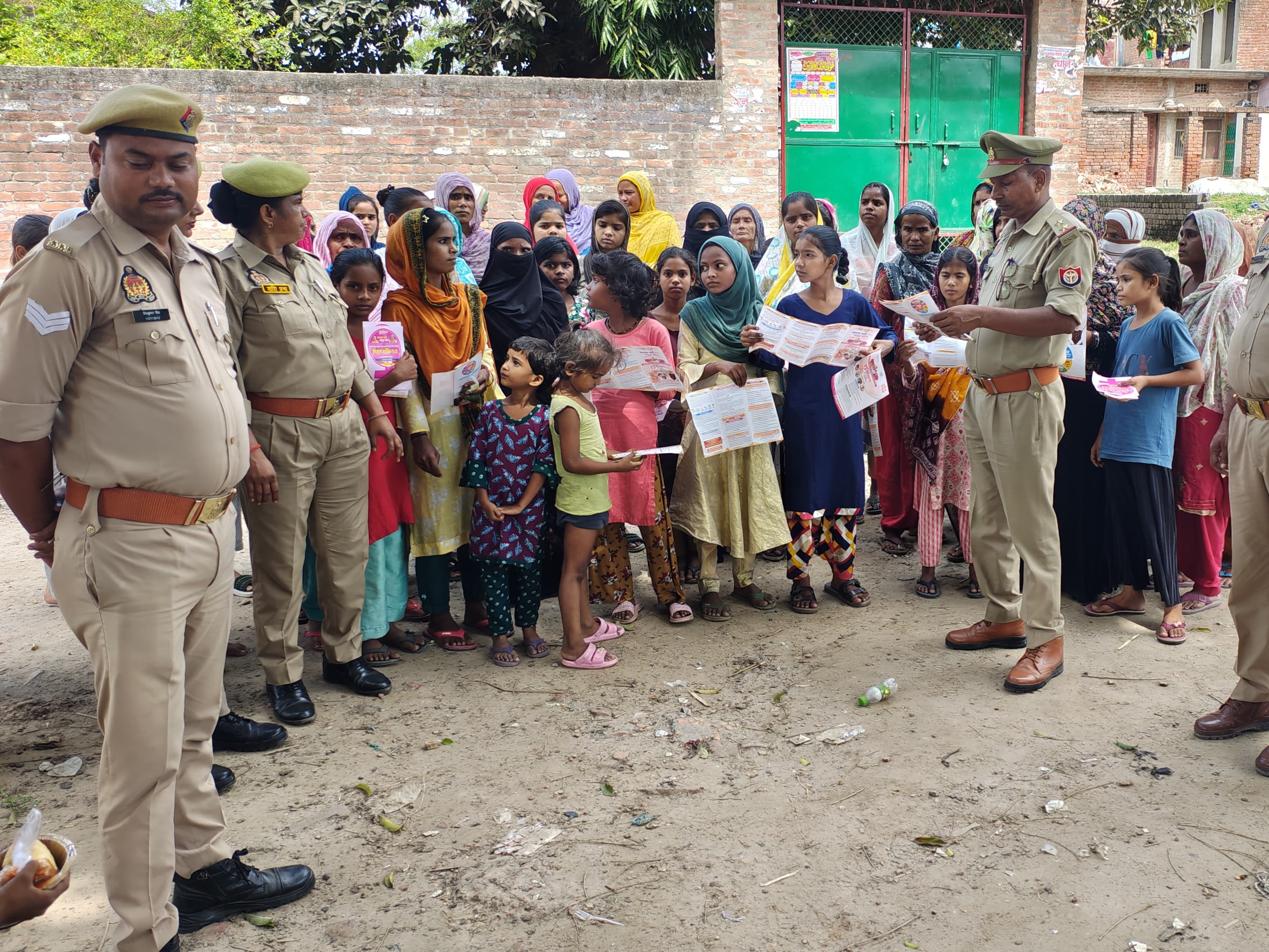 Hargaon police launched women empowerment campaign | हरगांव पुलिस ने ...