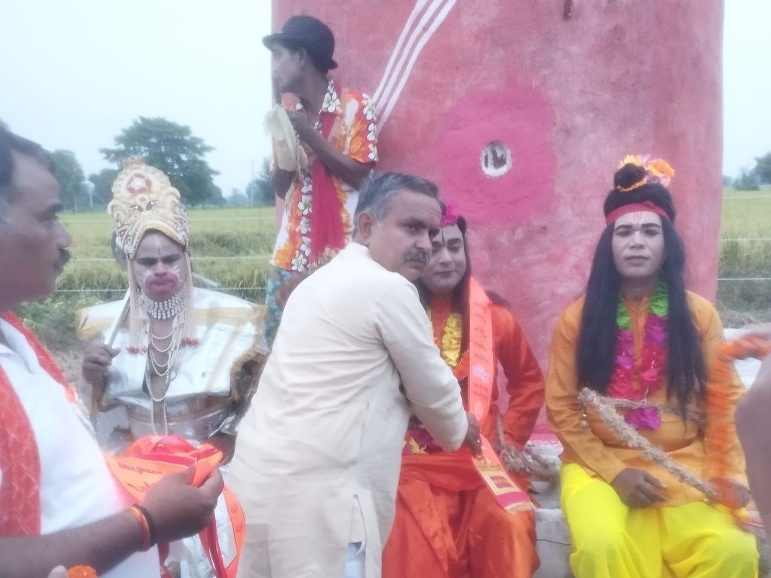 Ravana Dahan program concluded in Mahewa, Etawah | इटावा के महेवा में ...