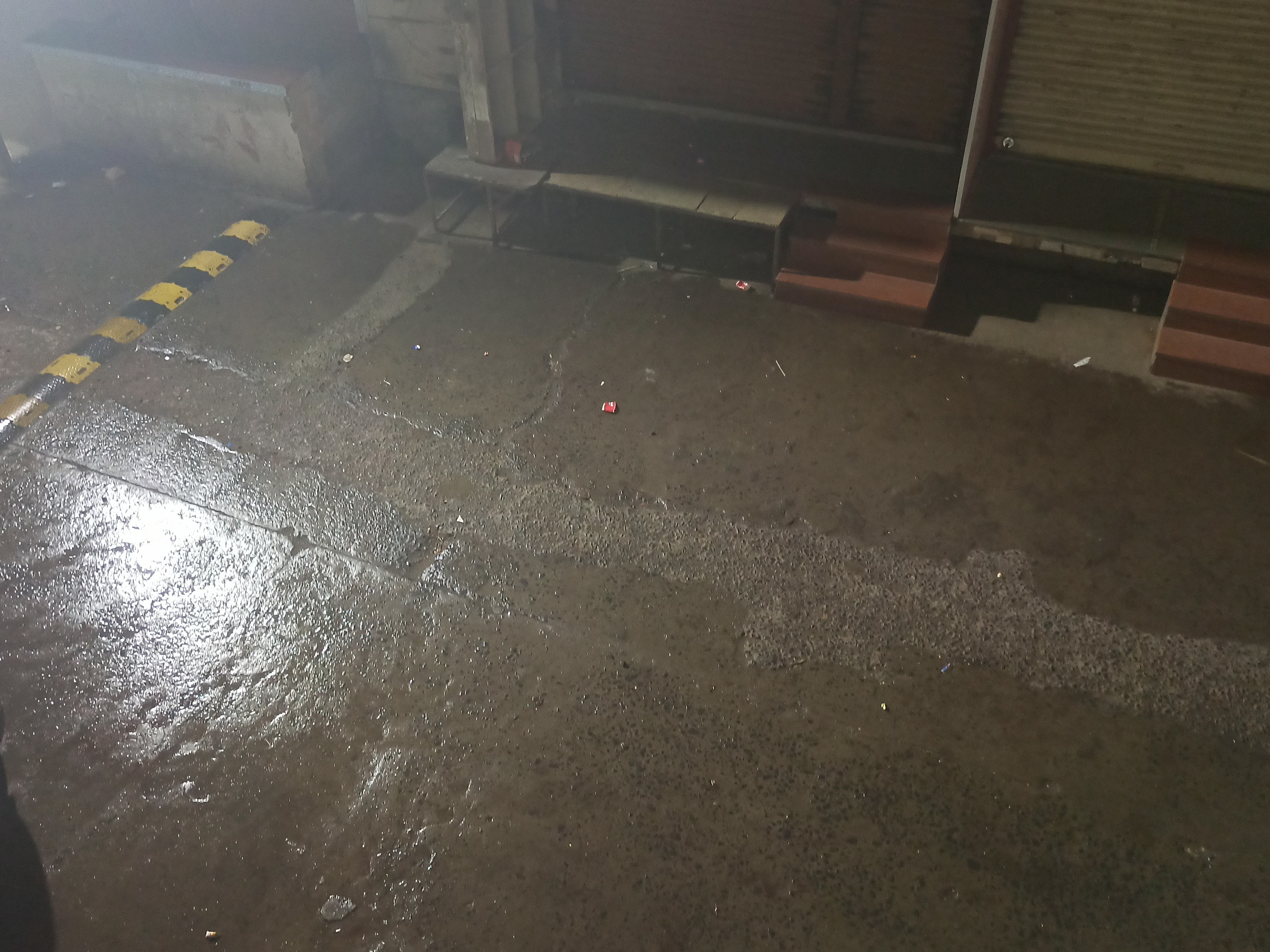 Morning rain brings relief from heat in Manawar | मनावर में सुबह हुई ...