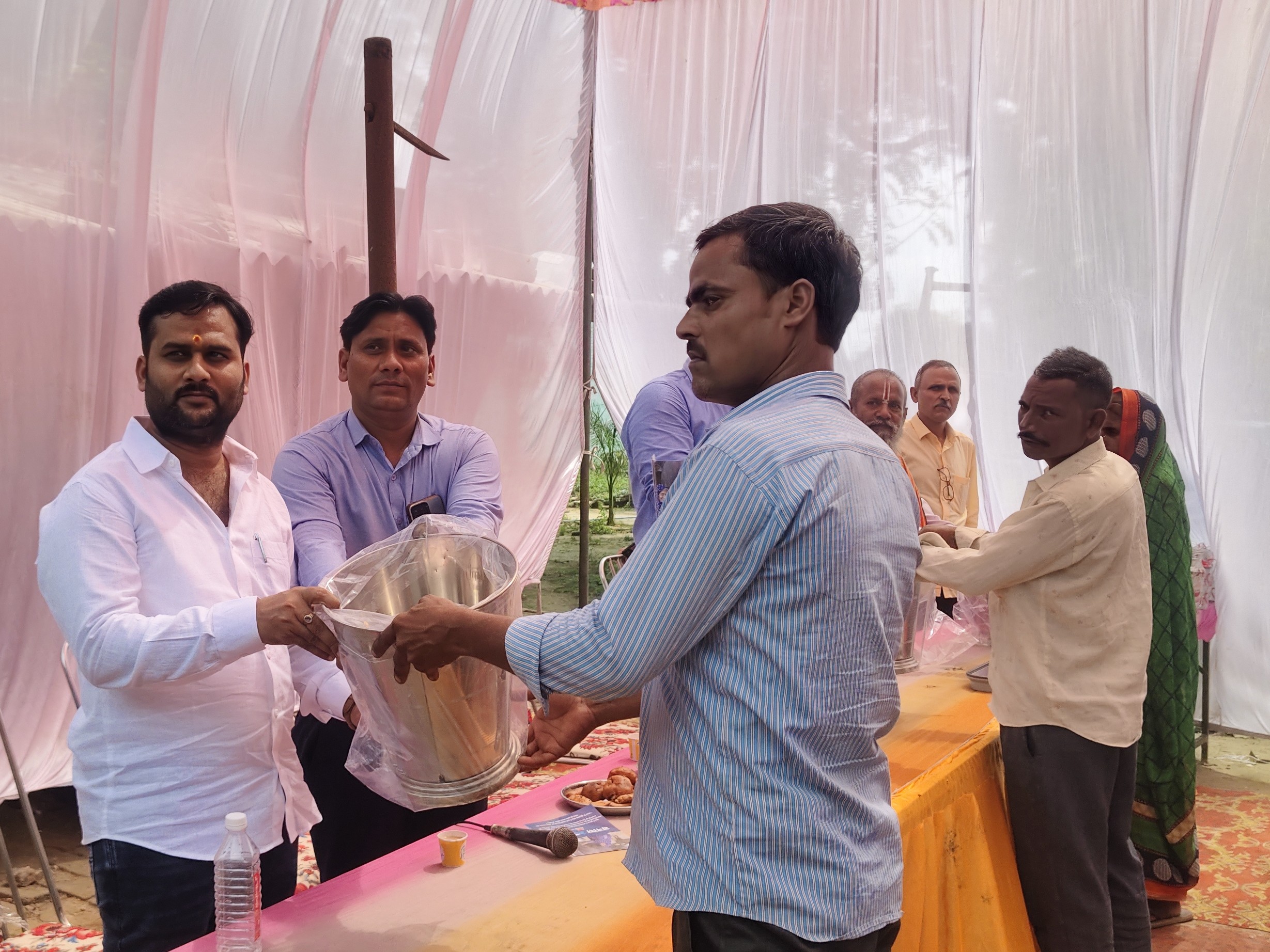 Amul Dairy gives Diwali gift to farmers
