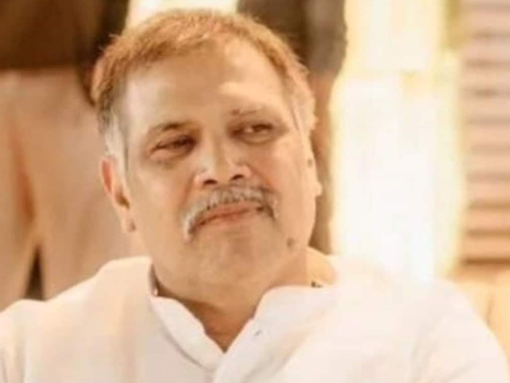 Suraj Bhan Singh along with his family joined RJD today | सूरजभान सिंह ...