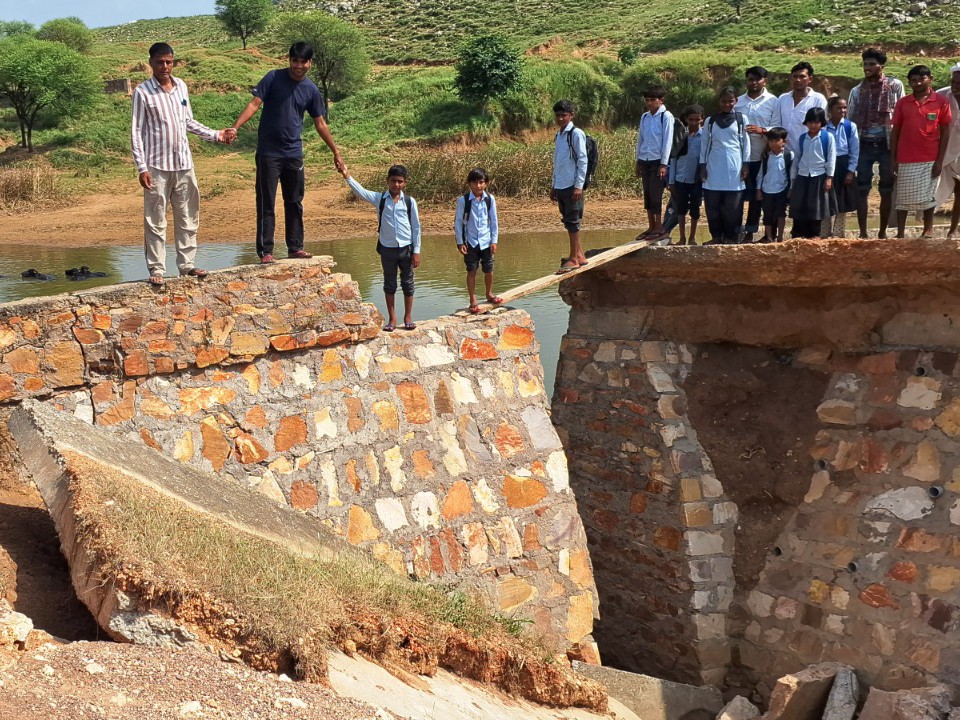 9 crore approved for roads and bridges in Sapotra | सपोटरा में सड़कों ...