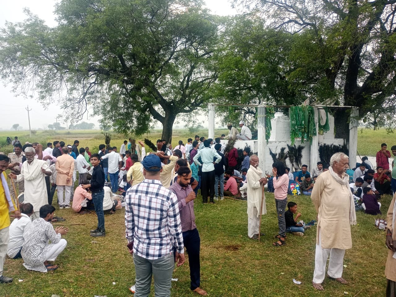 Silent fast in villages on Diwali, worship of Lord Krishna | दीपावली पर ...