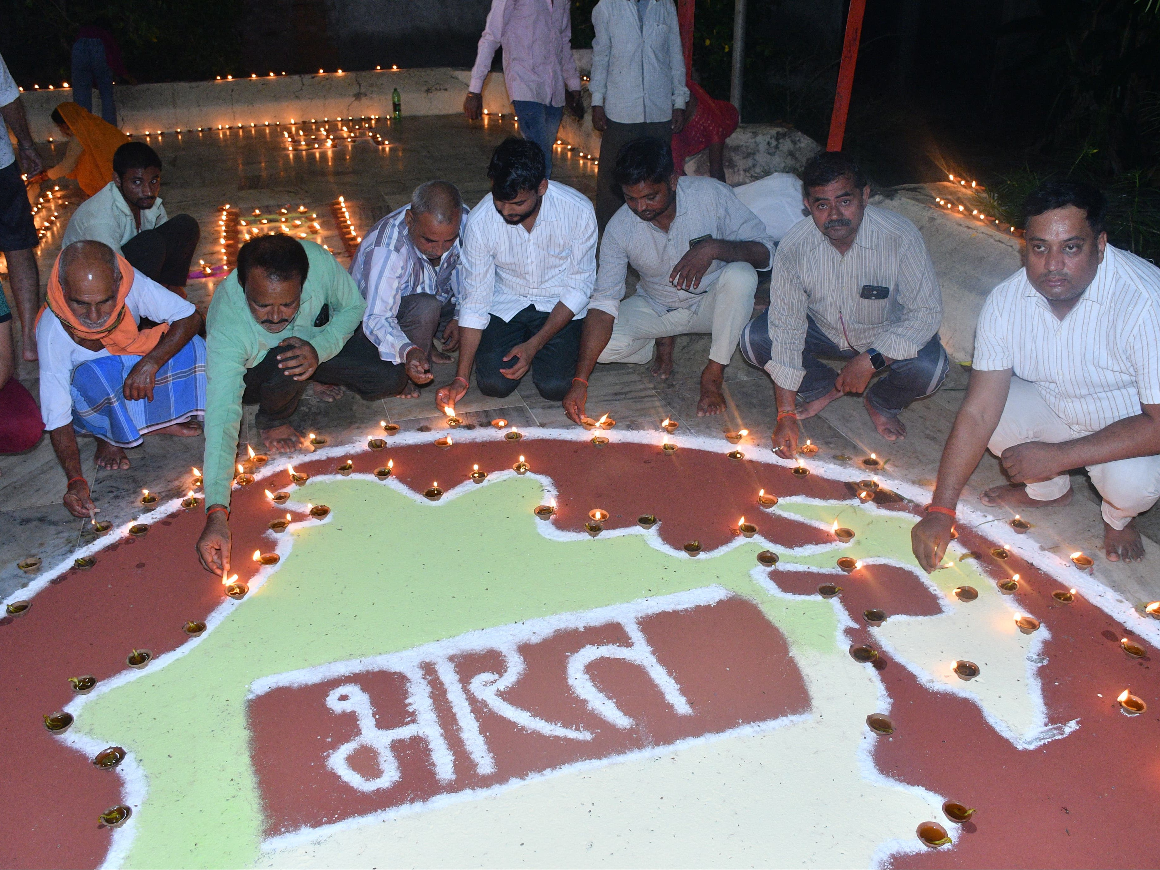 Deepotsav in Shiva temple of Bindki | बिंदकी के शिव मंदिर में दीपोत्सव ...