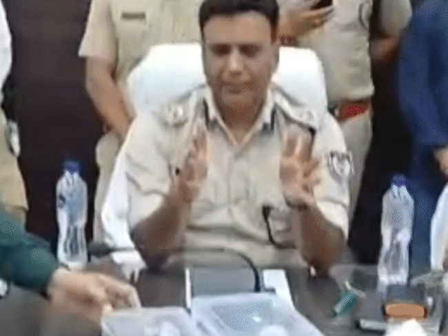 Police bust illegal arms factory in Bhind 5 arrested, 12 country-made ...