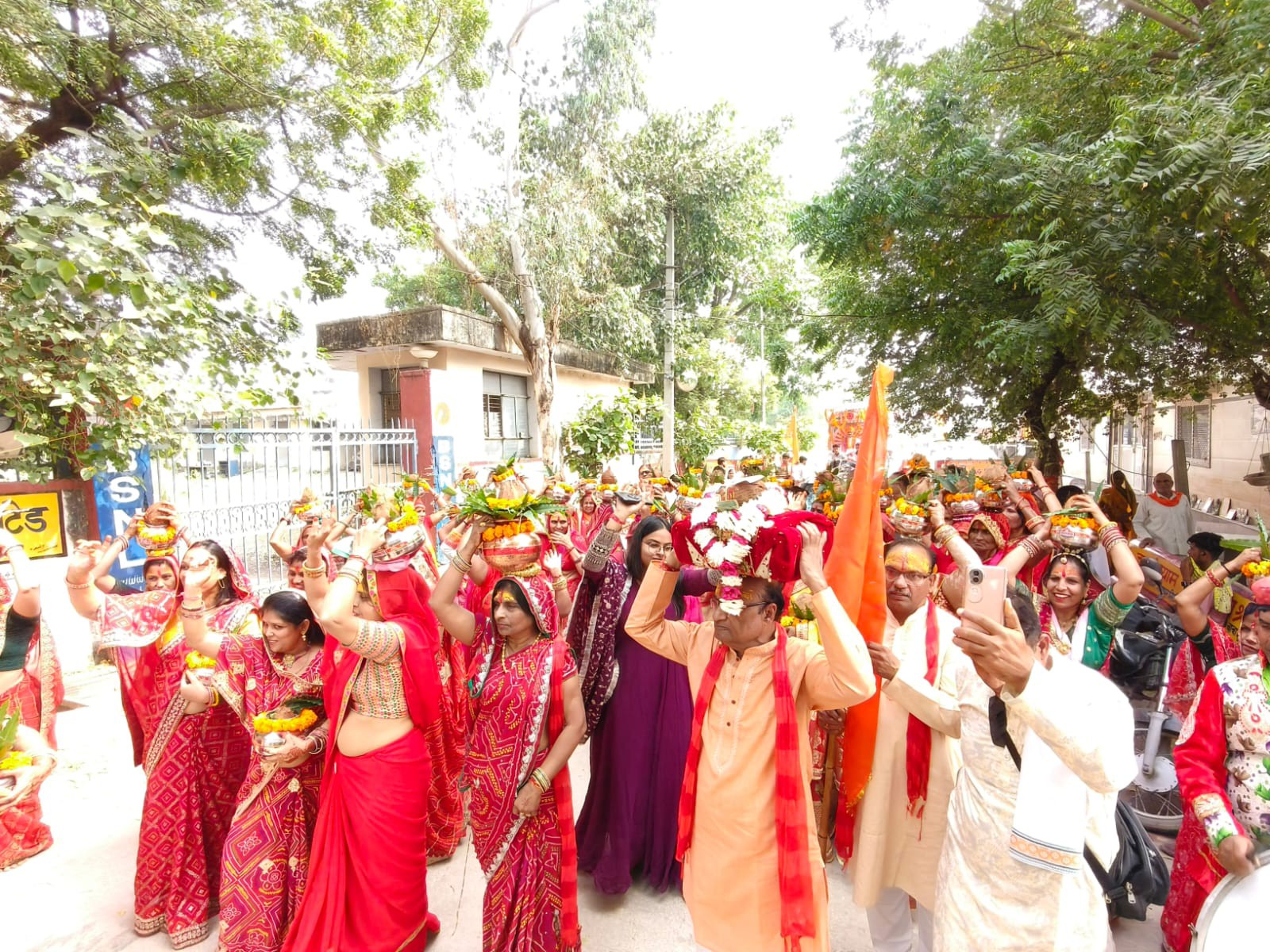 Bhagwat Katha begins at Kushalgarh's Baba Shyam Temple Gangapur city ...