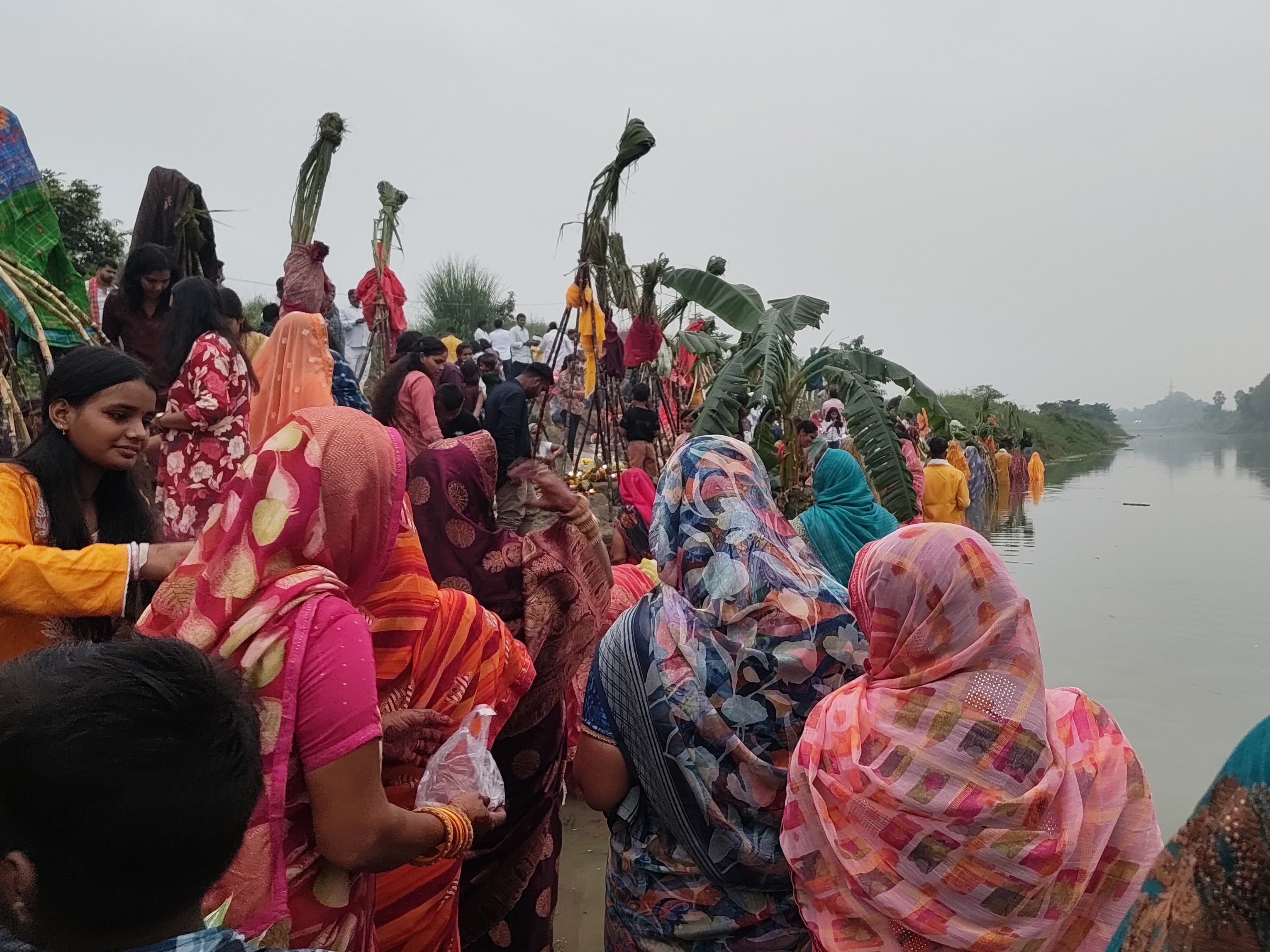 Chhath Puja at Nasopur Ghat in Mau | मऊ के नसोपुर घाट पर छठ पूजा ...