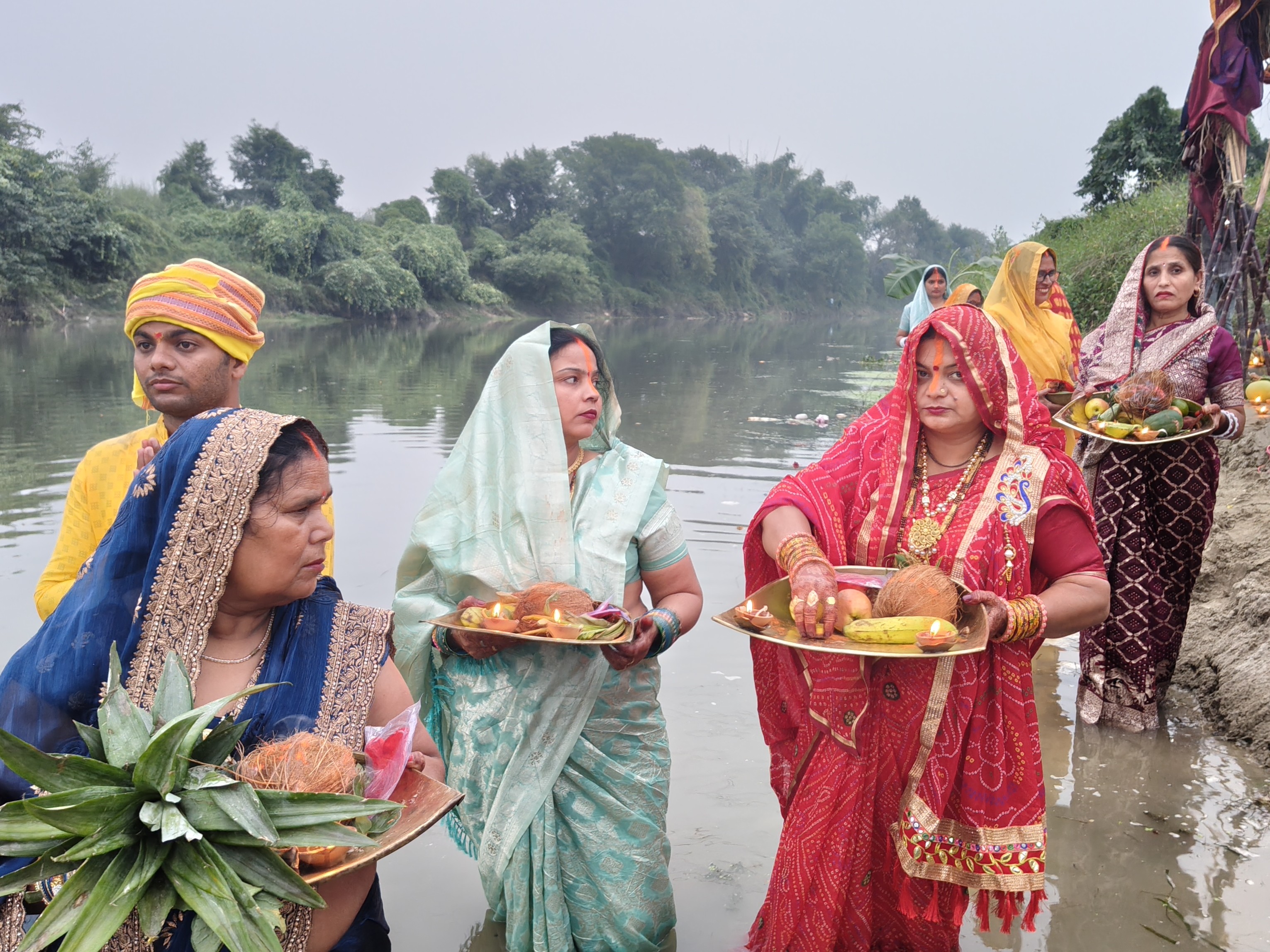 Chhath Puja at Nasopur Ghat in Mau | मऊ के नसोपुर घाट पर छठ पूजा ...