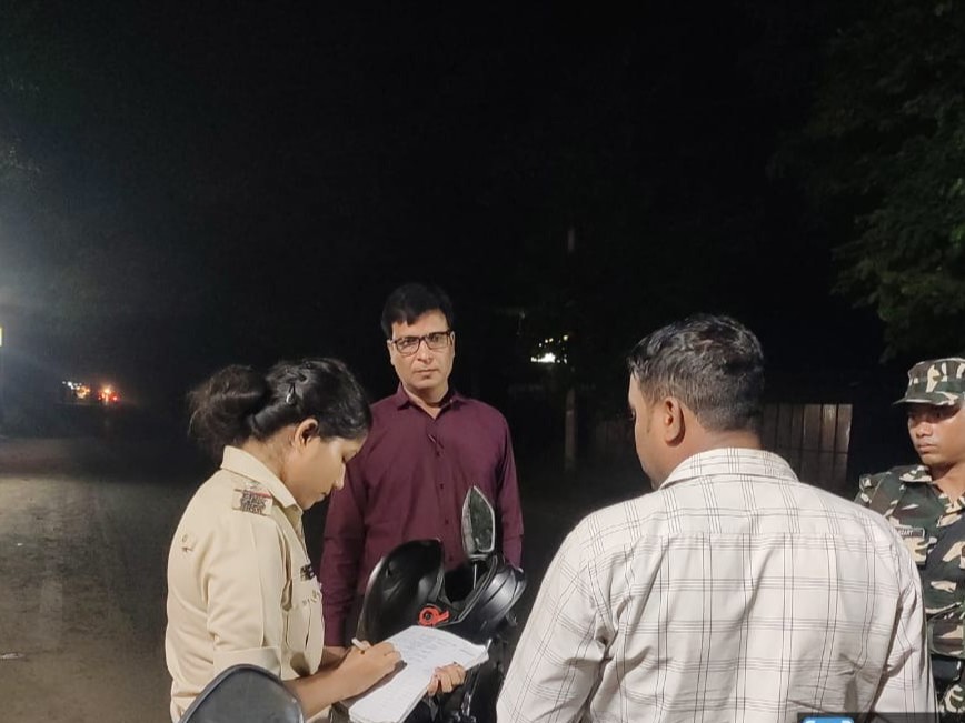 Vehicle checking campaign conducted in Rampatti