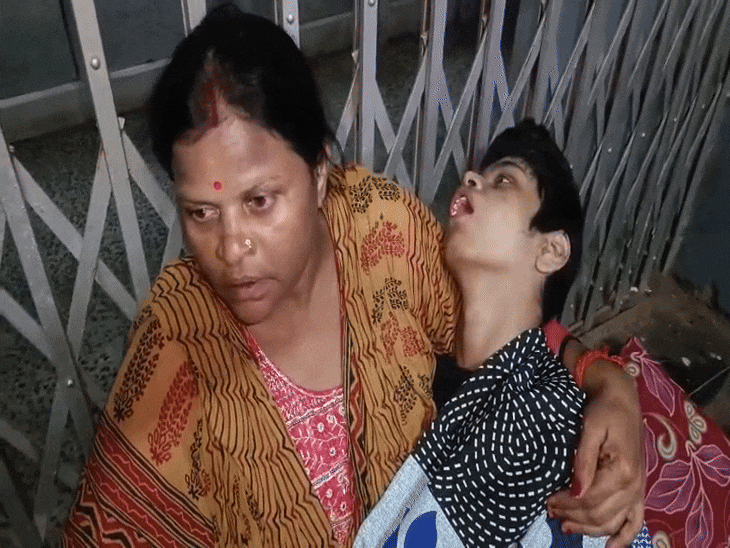 Inhumanity towards disabled child in Sanjay Gandhi Hospital, Rewa
