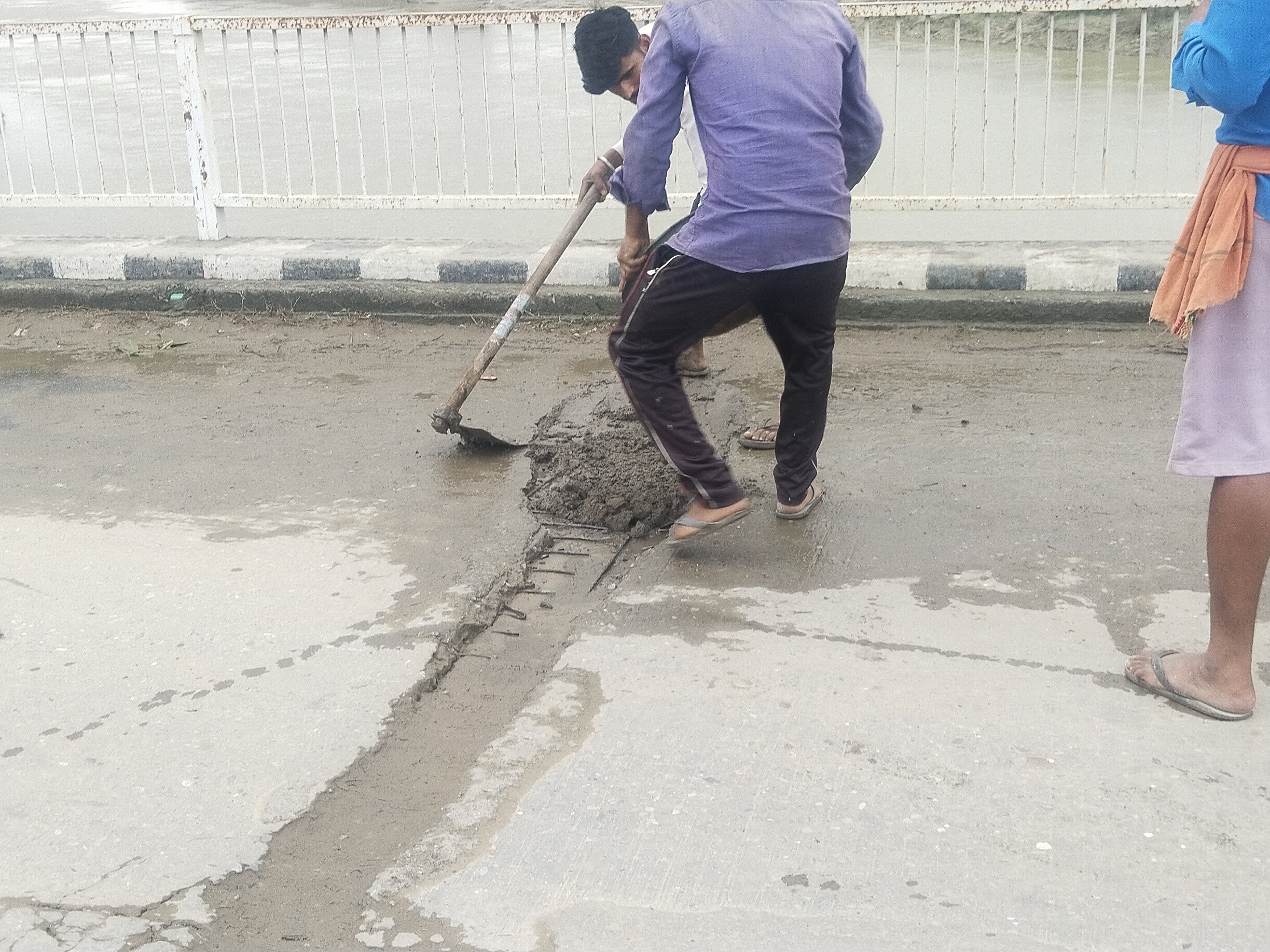 Gauri Ghat bridge repair work begins