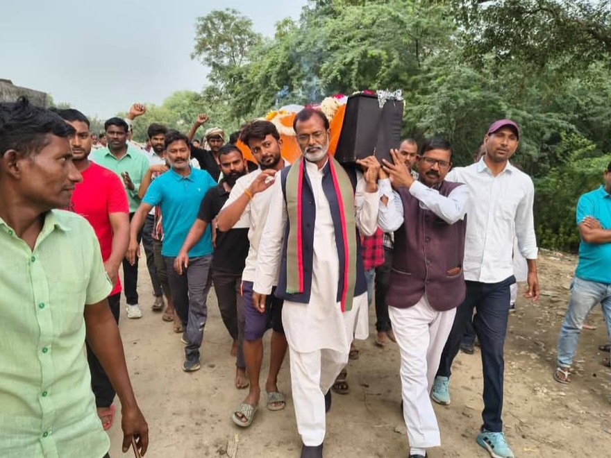 CRPF jawan Vinod Saroj of Phaphamau martyred