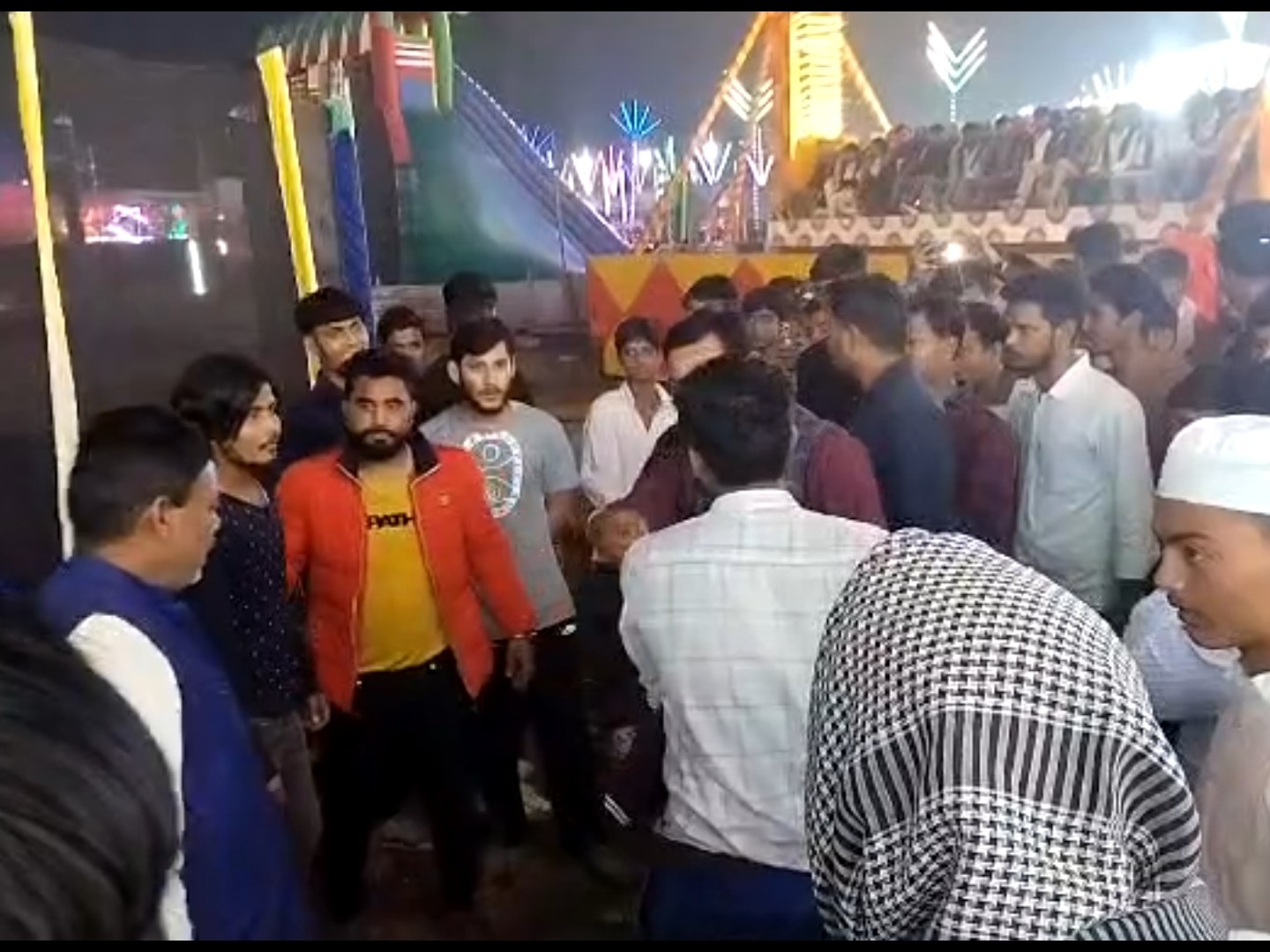 Fight at Jhadi Shah Baba fair in Hardoi
