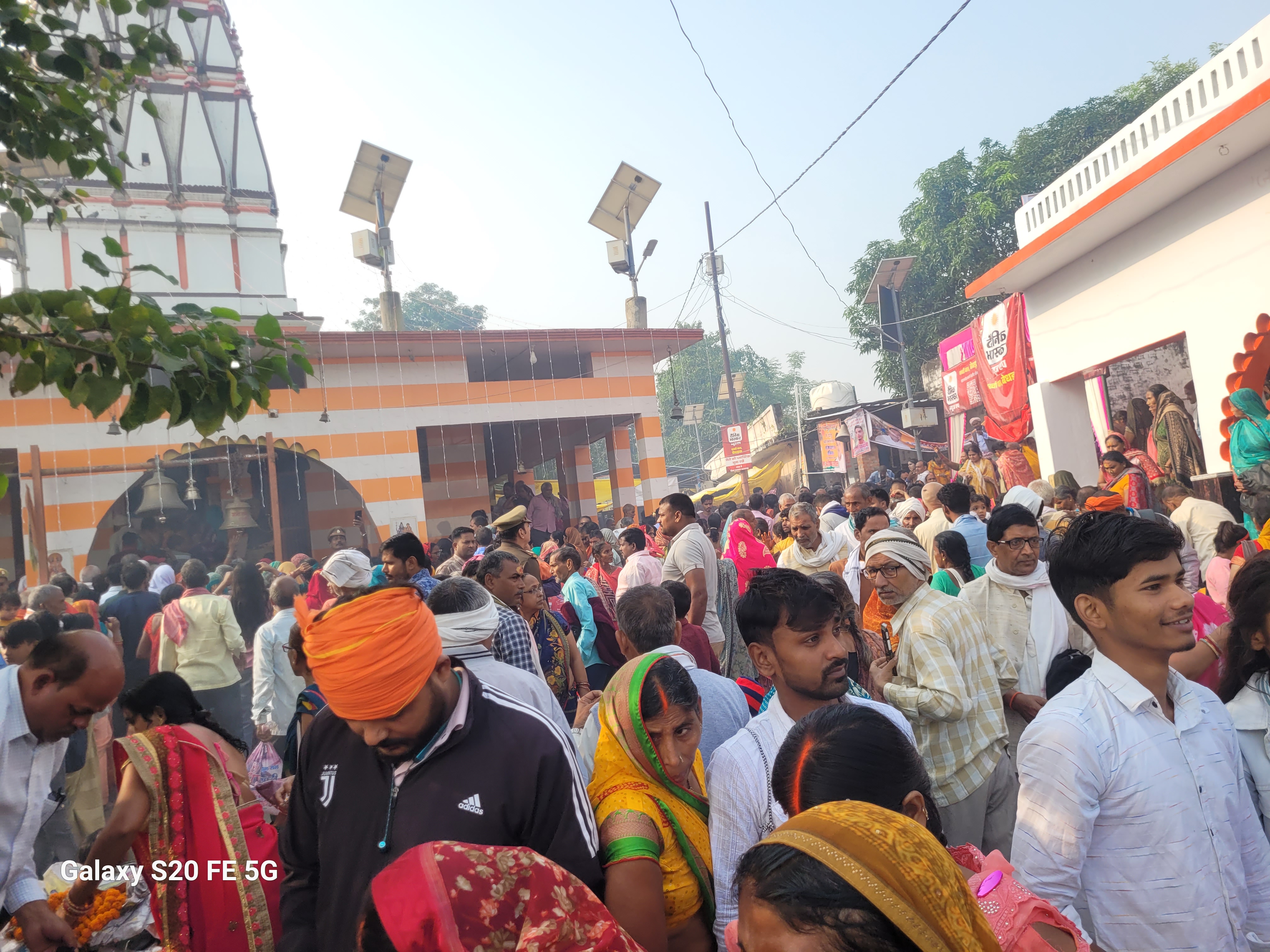 A fair of devotees is held at Durvasa Dham on Kartik Purnima.
