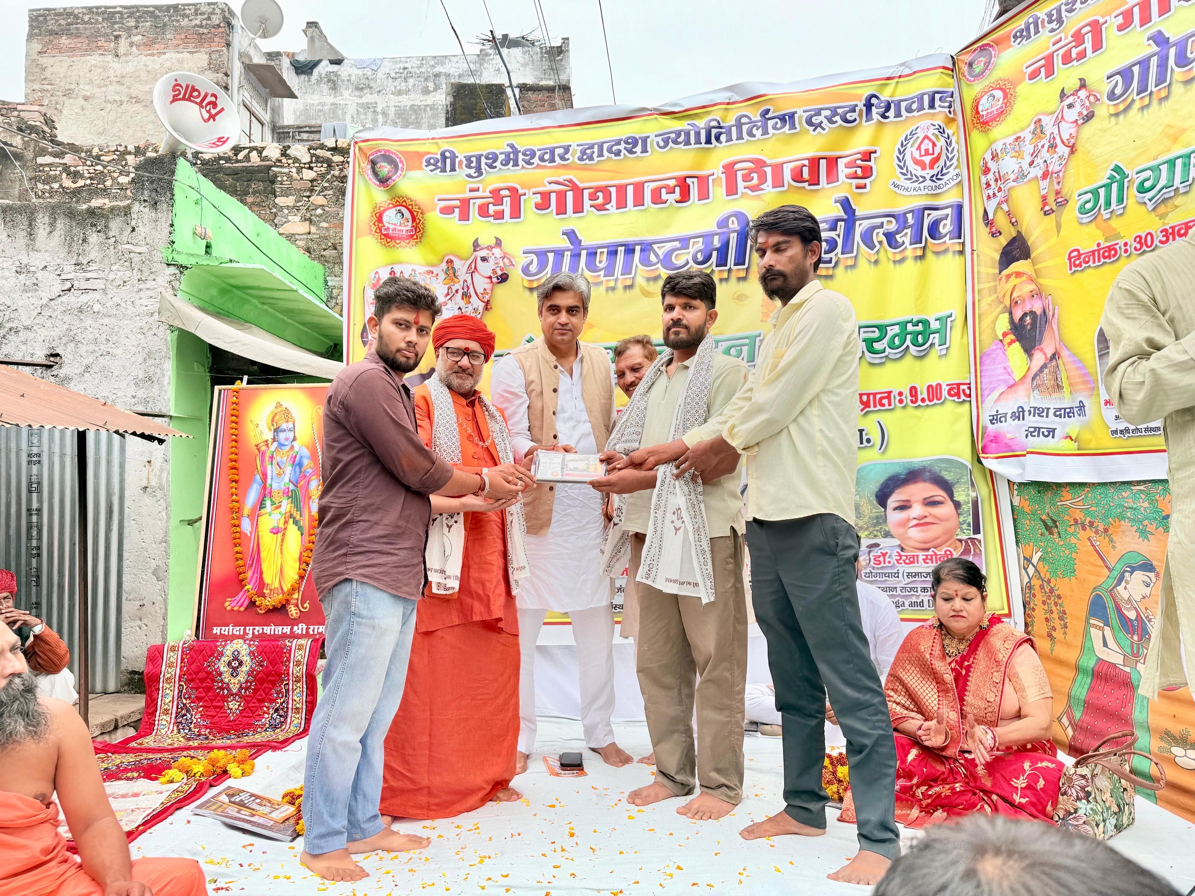 Isarda Cow Service Team honored, treating sick cows for the past two ...