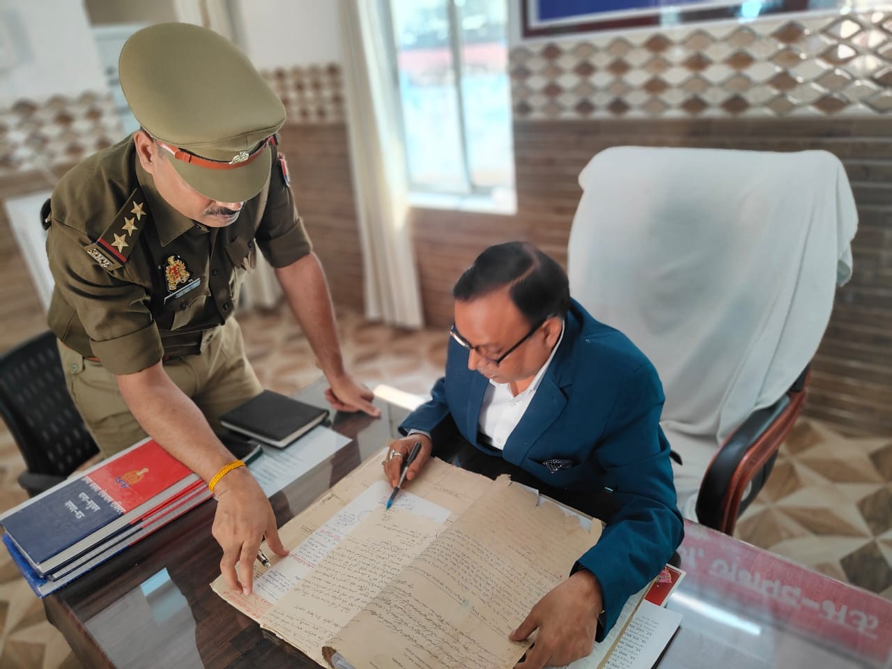SDM made a surprise inspection of Madhuban police station.