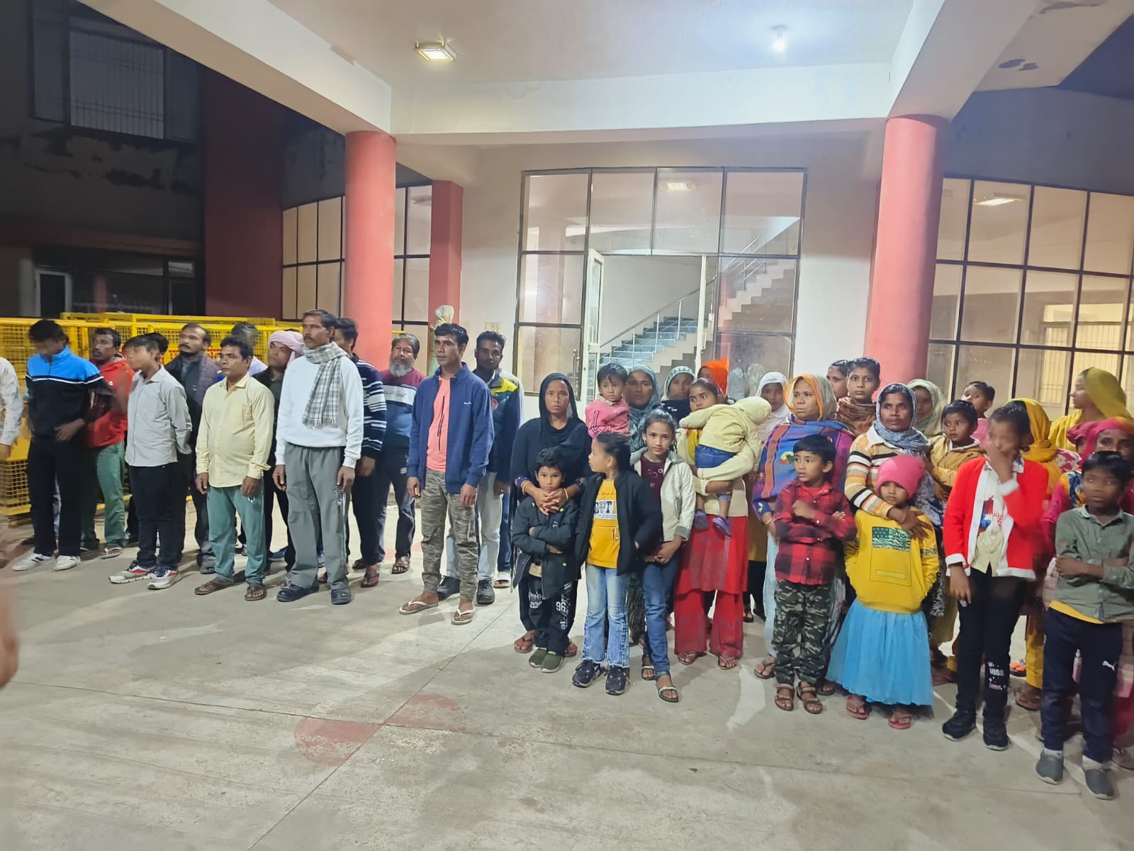 44 Bangladeshi Nationals Deported from Rewari for Illegal Stay in India ...