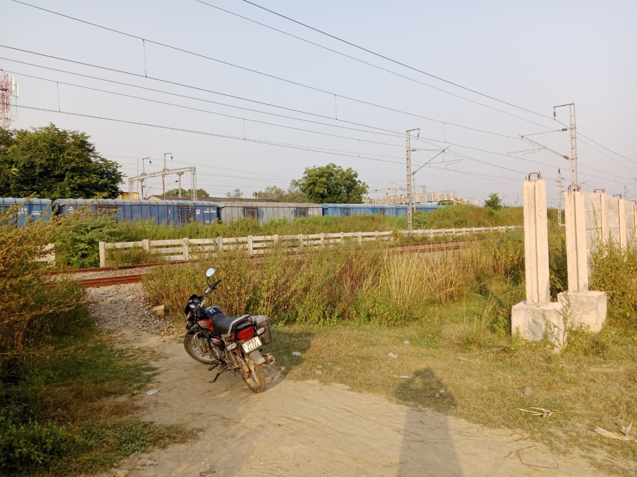 Passengers face problems in commuting at Pahar Railway Station