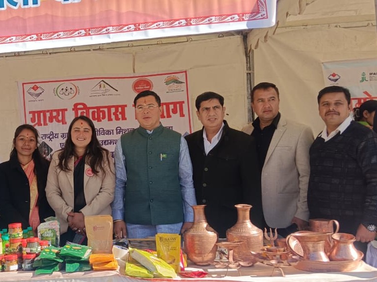 Bageshwar products are in great demand at Bhararisain Kauthag ...