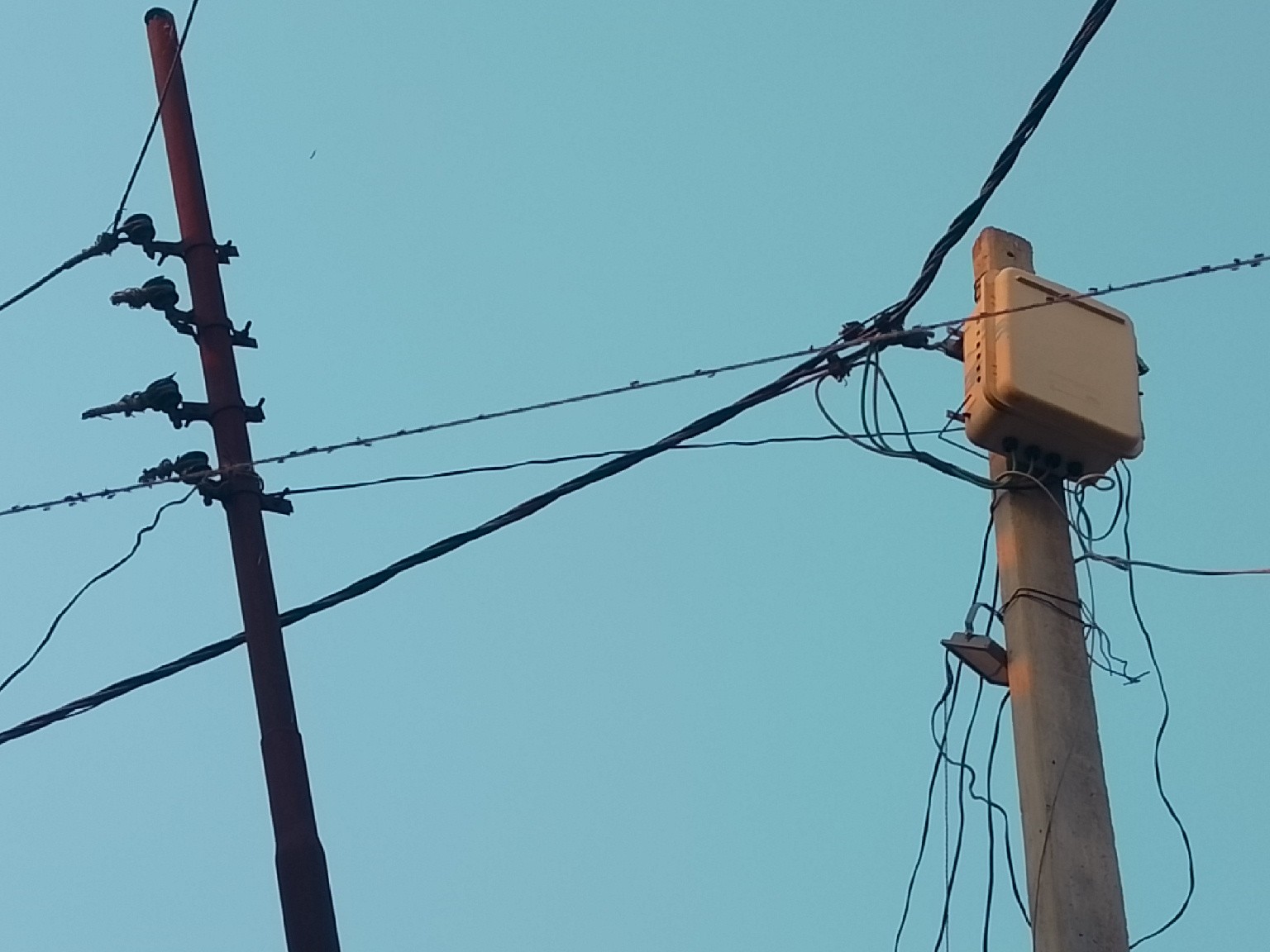 Dilapidated electricity pole in Khutha Bazaar