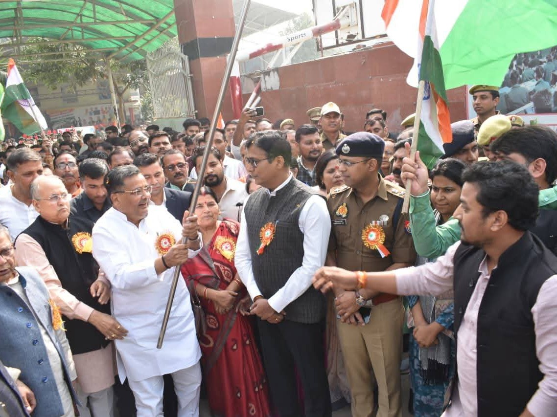 Unity march on Sardar Patel's 150th birth anniversary in Mainpuri ...