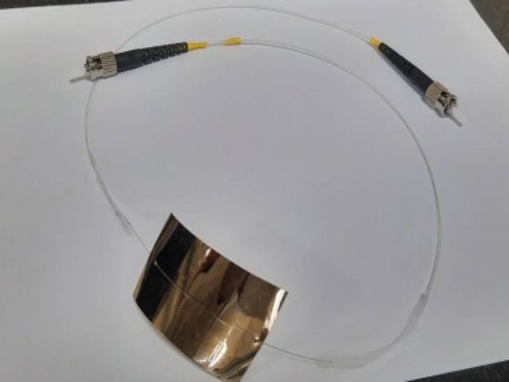 Advanced cryogenic optical fiber sensor developed for space missions