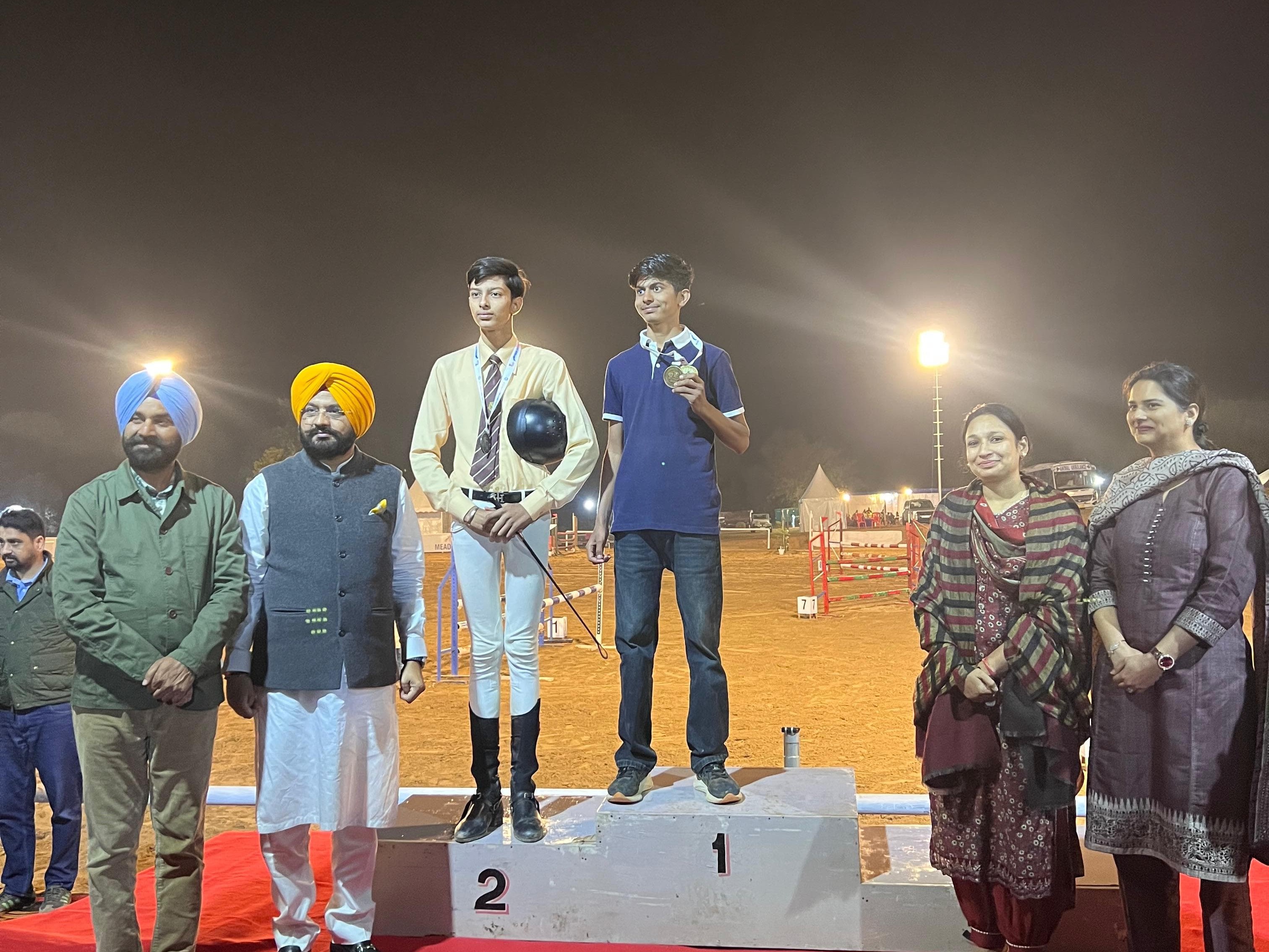 Mayank Borana of Jodhpur won the gold medal | जोधपुर के मयंक बोराणा ने ...