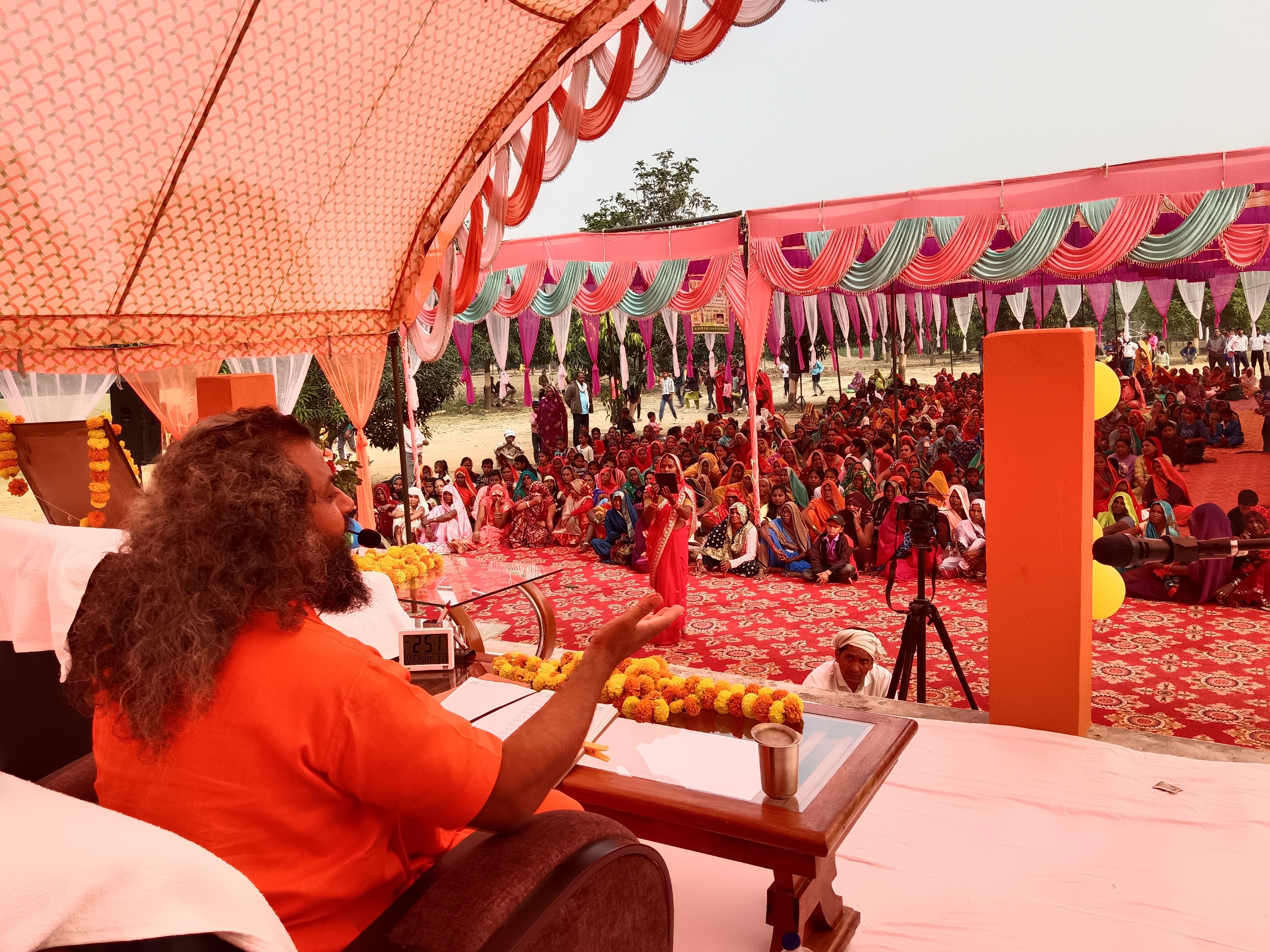 Bhavananda Maharaj: Addiction is the root of poverty and stupidity