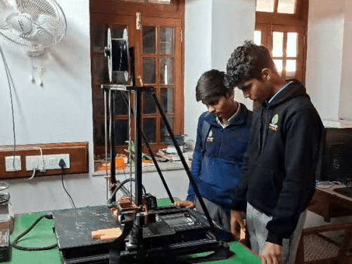 human like robots take shape in school ai lab mayo students build seven ...