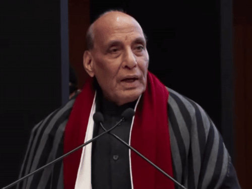 600 IAS trainees struggle to answer Rajnath Singh’s math question After ...