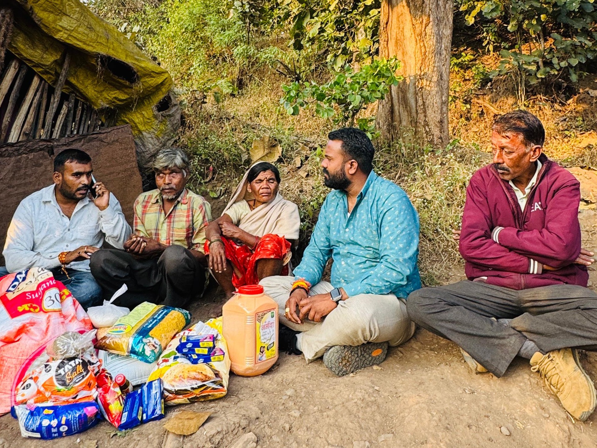 Pension of blind couple in Betul stopped from 2021 | बैतूल में नेत्रहीन ...