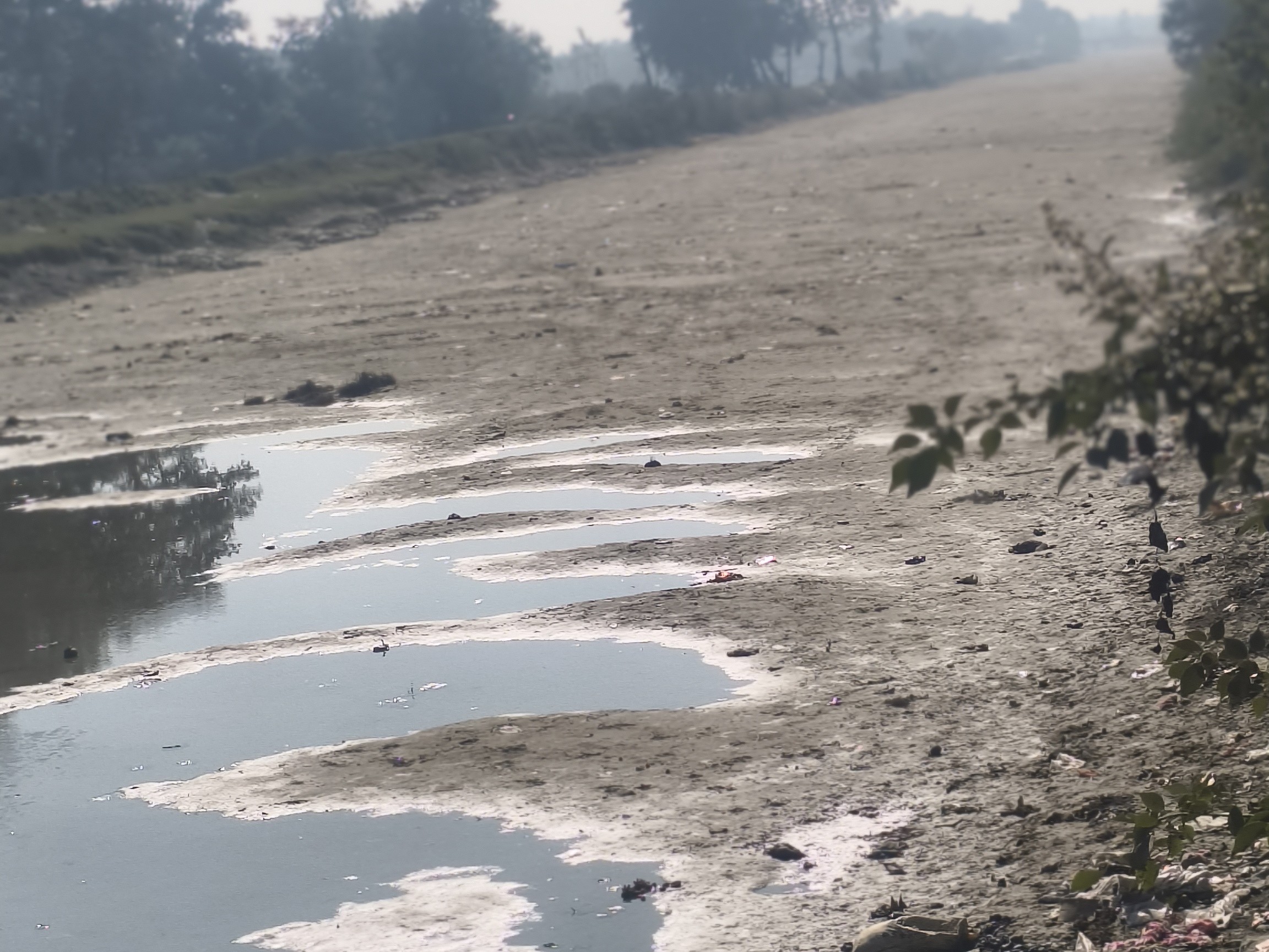 Sharda Canal dried up in Hardoi | हरदोई में शारदा नहर सूखी: पिहानी के ...