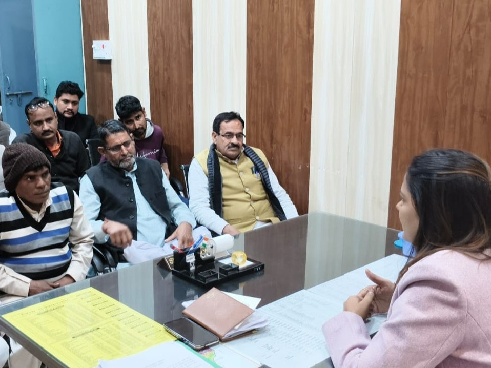 Meeting on SIR form in Budhana tehsil of Muzaffarnagar