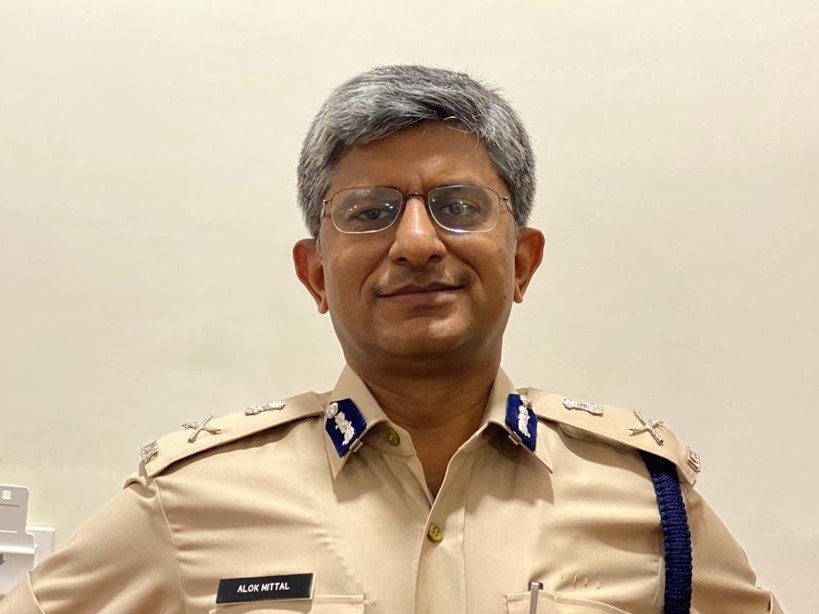 Haryana IPS transfer orders issued IPS Ajay Singhal Alok Mittal ...