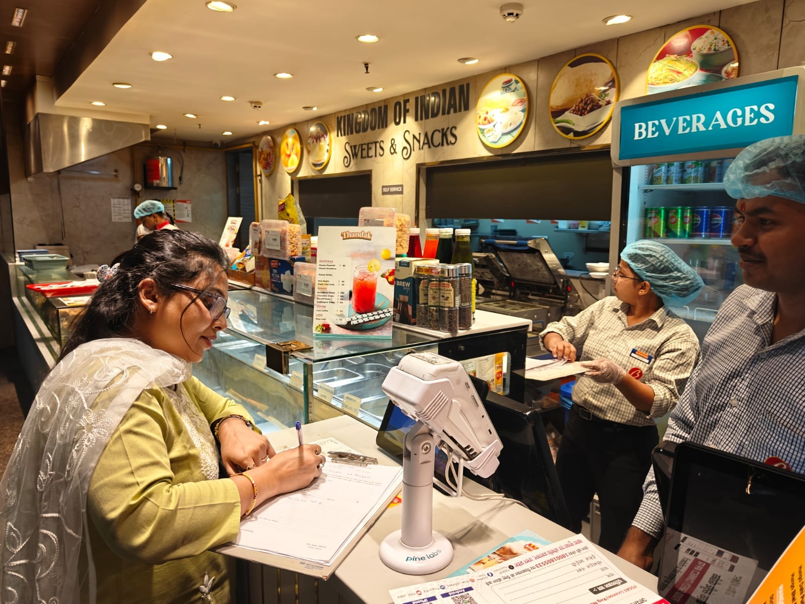 Simultaneous raids seven mall food courts Lucknow FSDA Team two shops ...