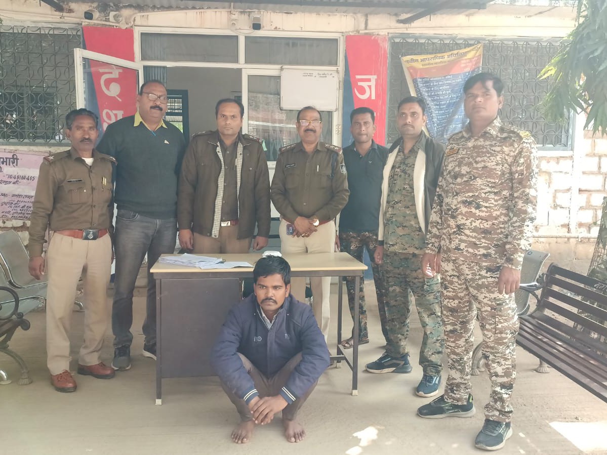 Youth arrested with smack worth Rs 4 lakh in Shivpuri | शिवपुरी में 4 लाख की स्मैक के साथ युवक ...