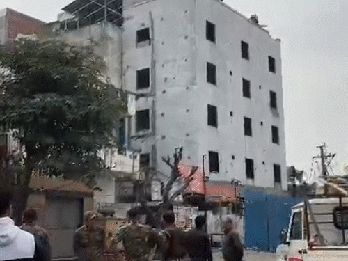 Video of a 5-storey hotel collapsing in 3 seconds
