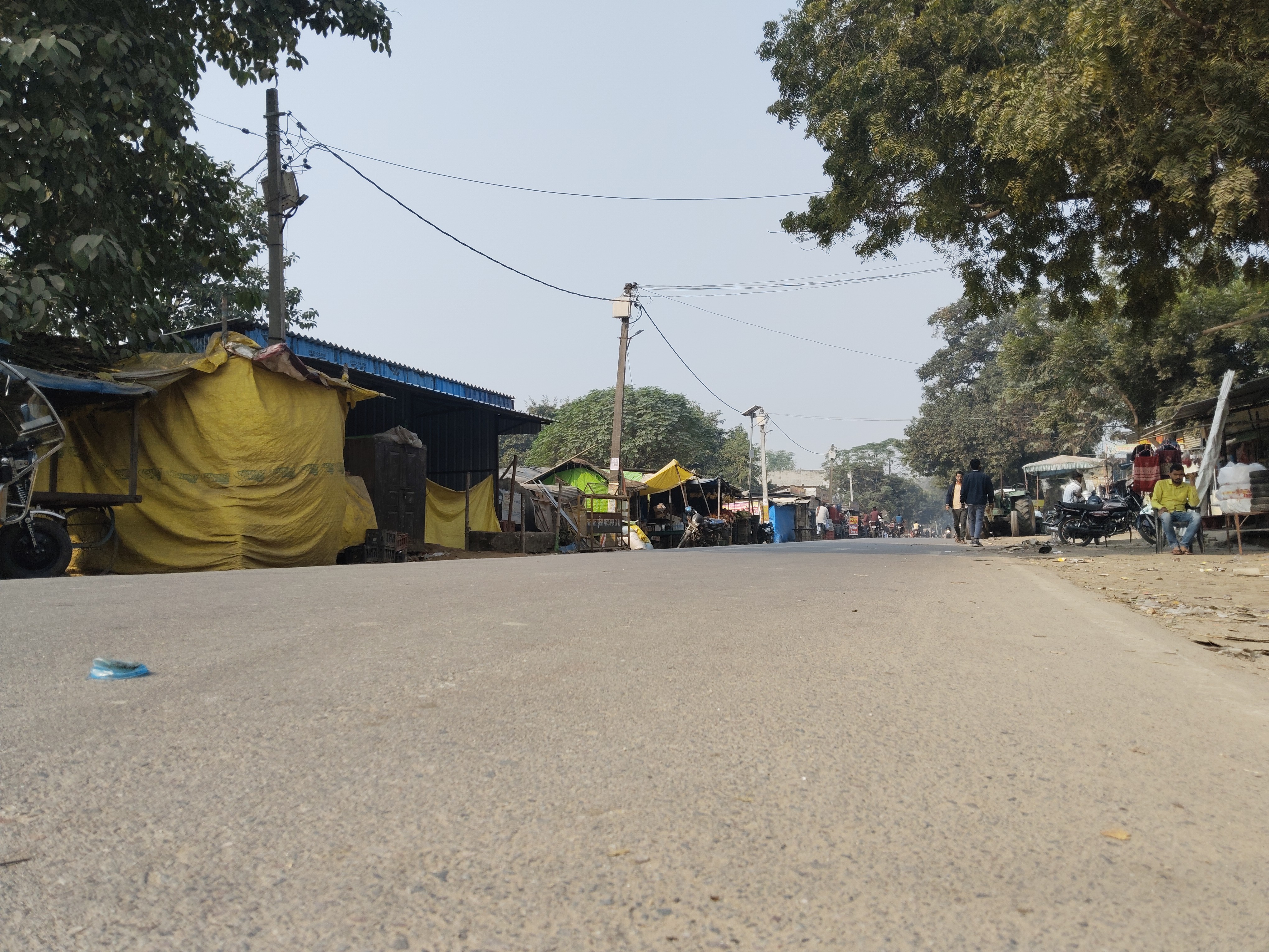 Accidents at Puraina intersection due to lack of breaker-sign board