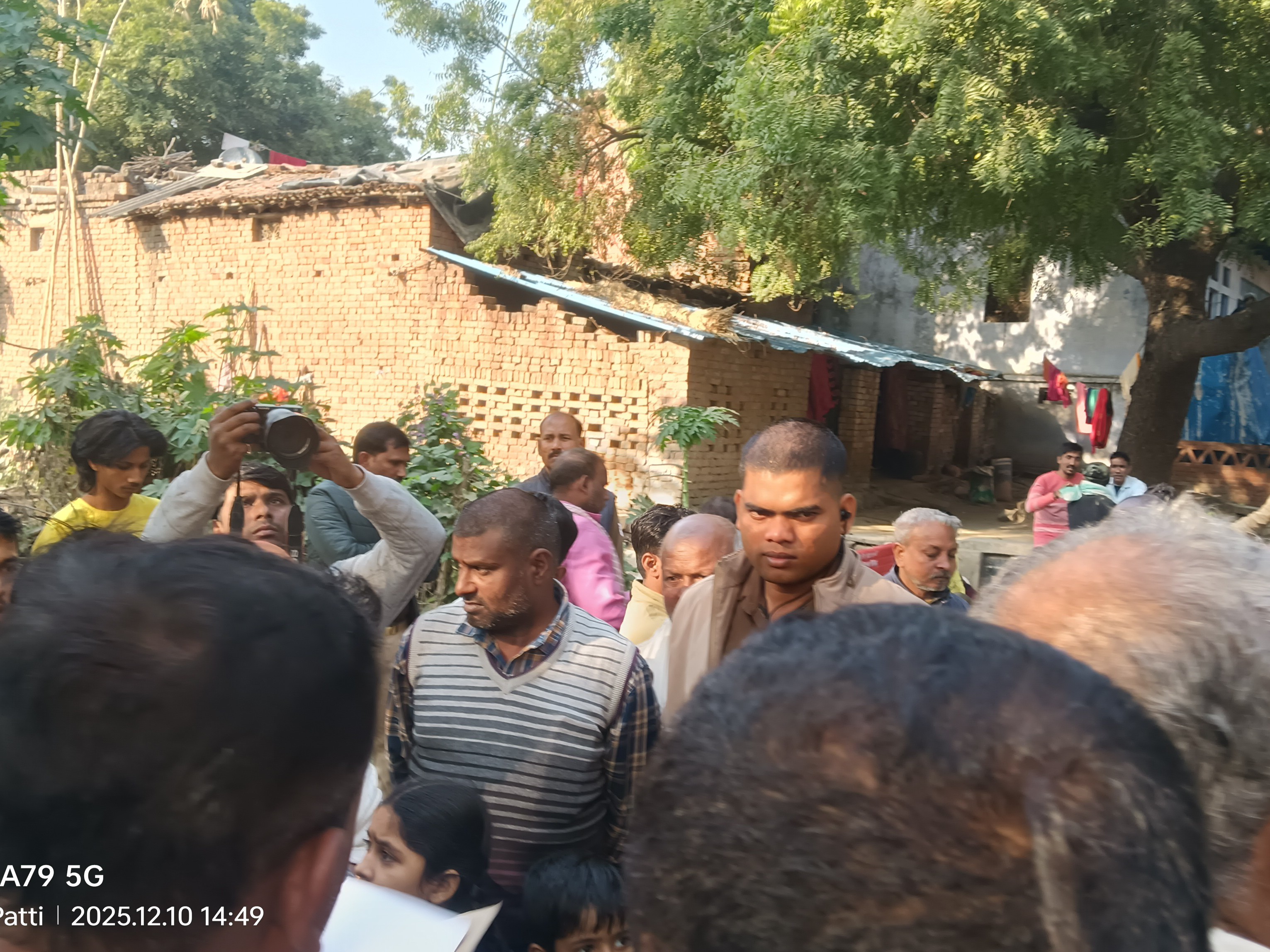 Inspection of development works in Mujehra Kala | मुजेहरा कला में विकास कार्यों का जांच: डीएम के ...