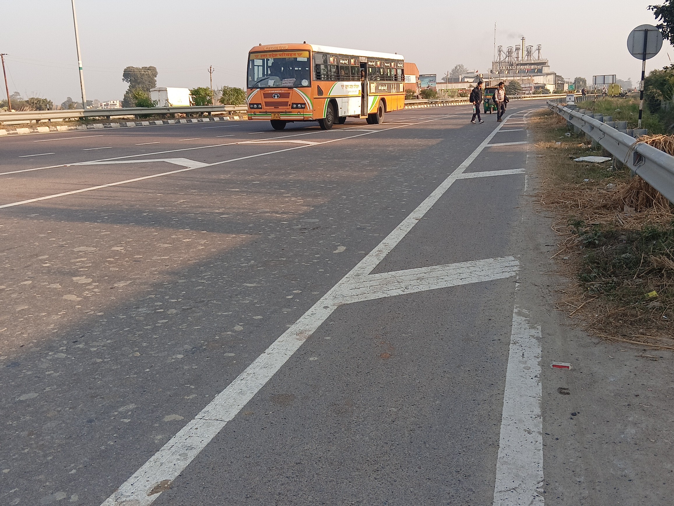 Roadways buses do not come to Uttari Pura