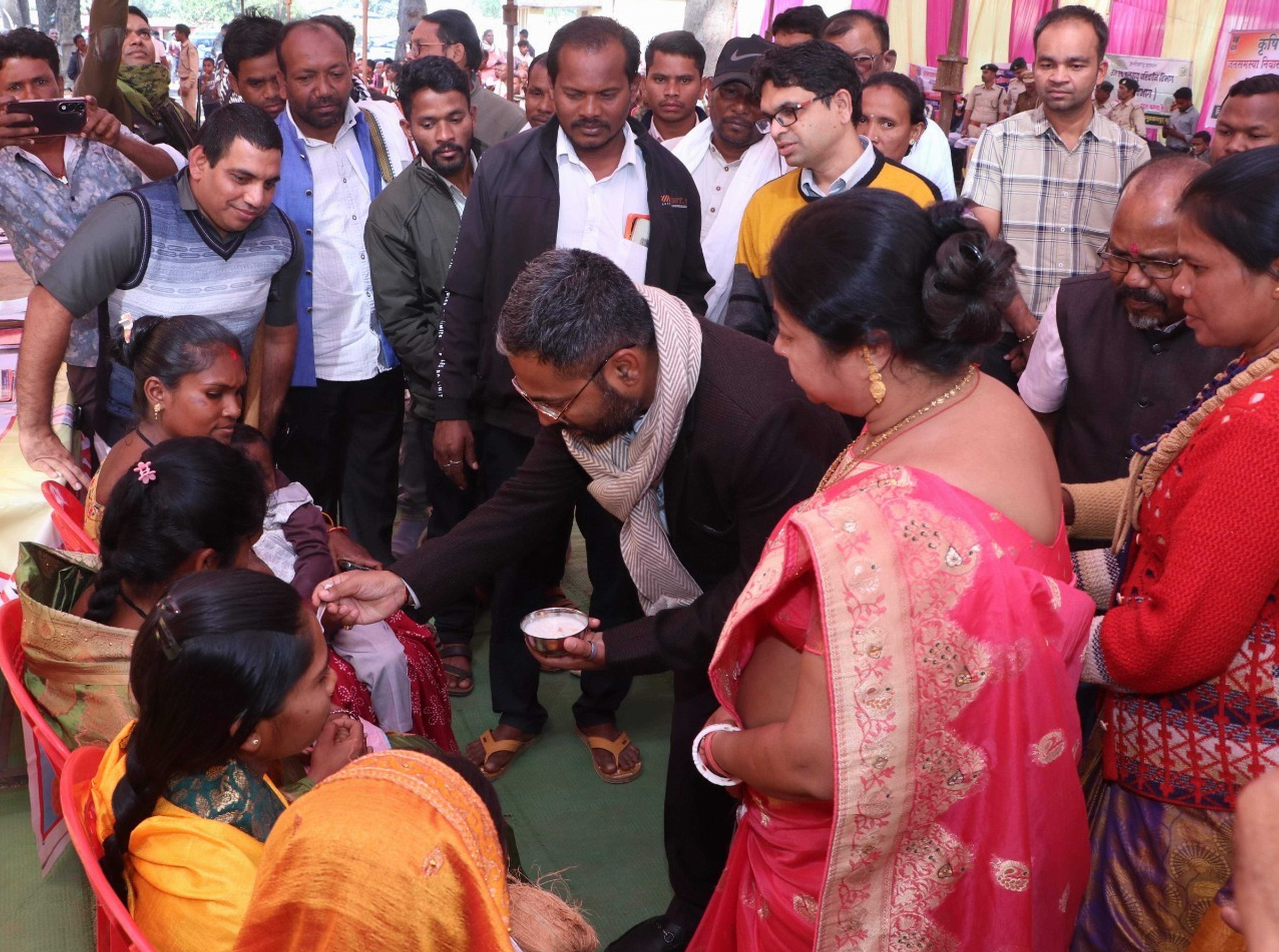 Camp organized for the first time in Naxal area Chargaon | नक्सल ...