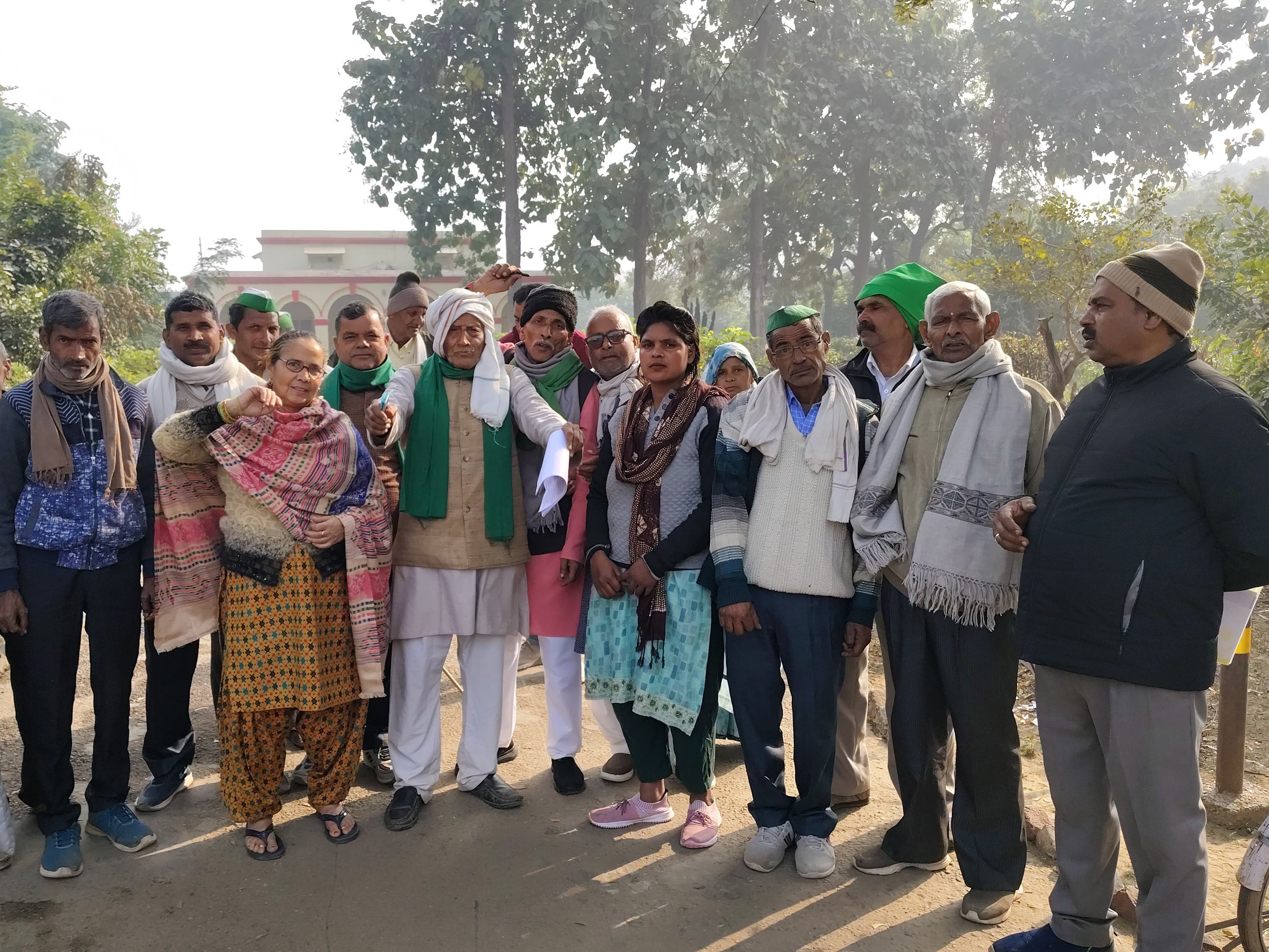 Farmers Union held a panchayat in Anupshahr | किसान यूनियन ने अनूपशहर ...